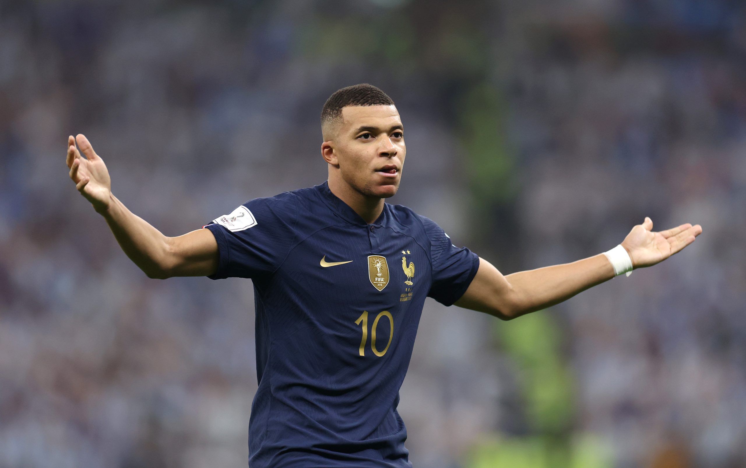 World Cup final: Kylian Mbappe scores epic equaliser vs Lionel Messi's ...