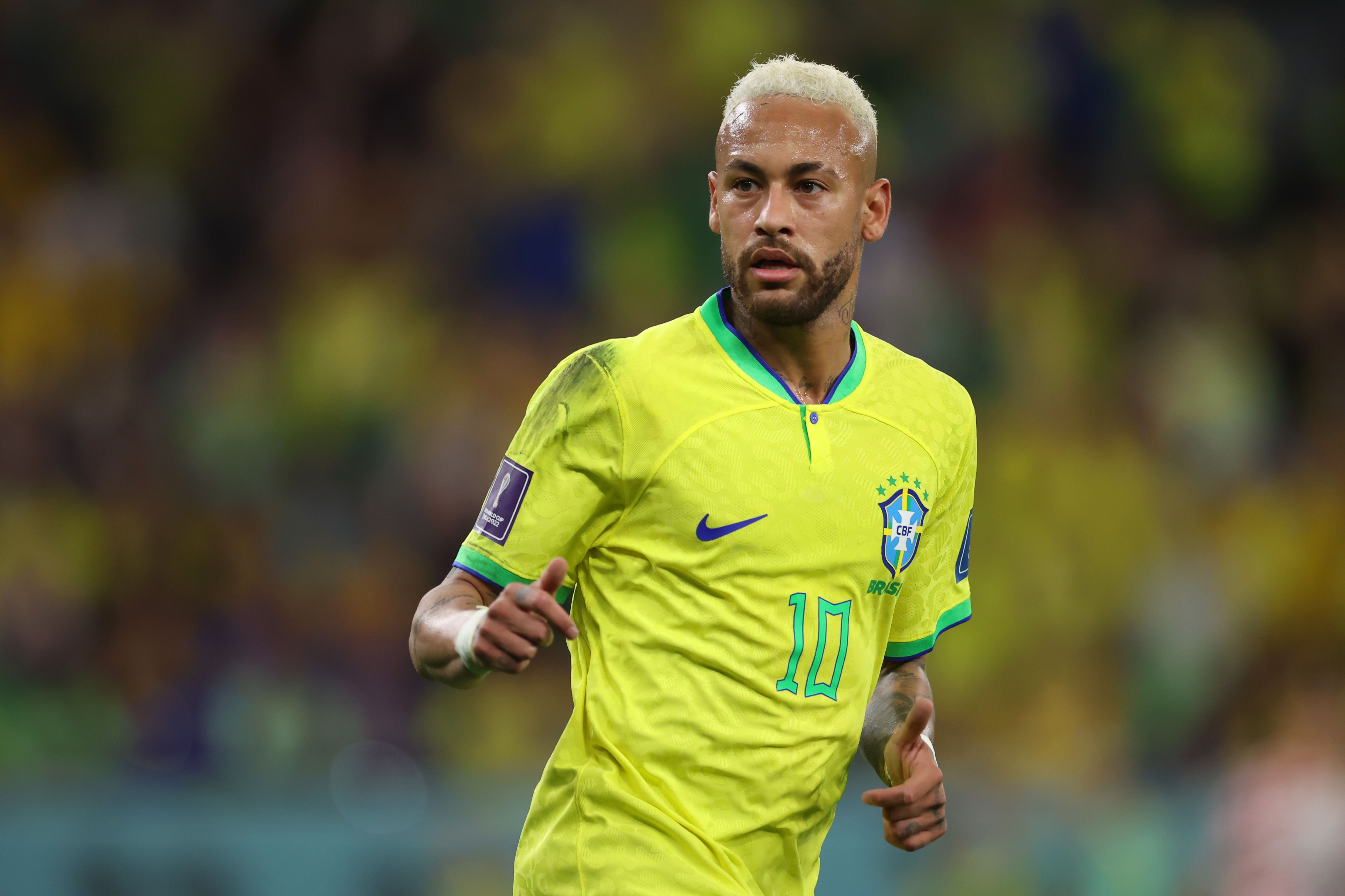 Top 5 players with the most Brazil international goals