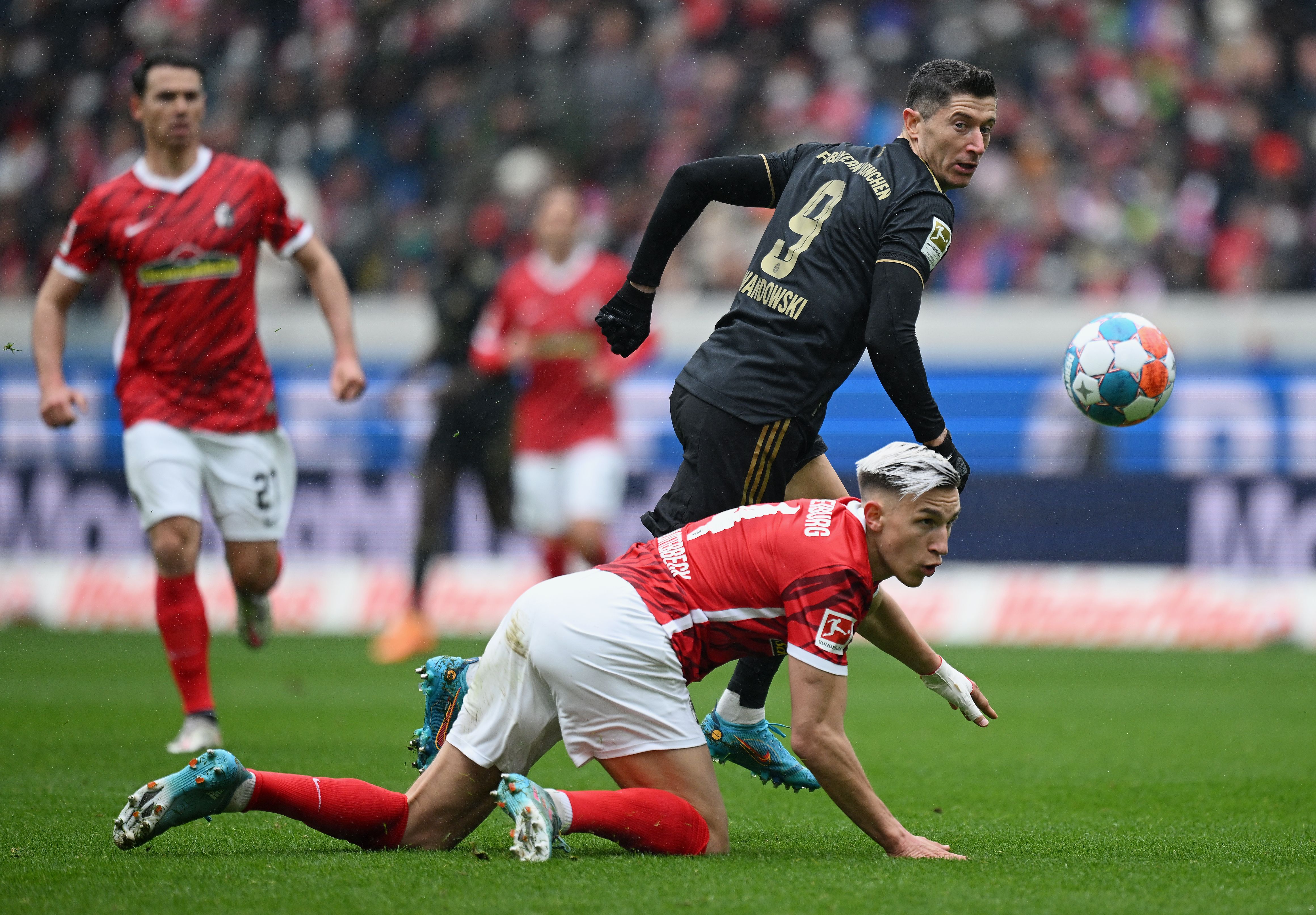 Top 5 Robert Lewandowski Bundesliga goals