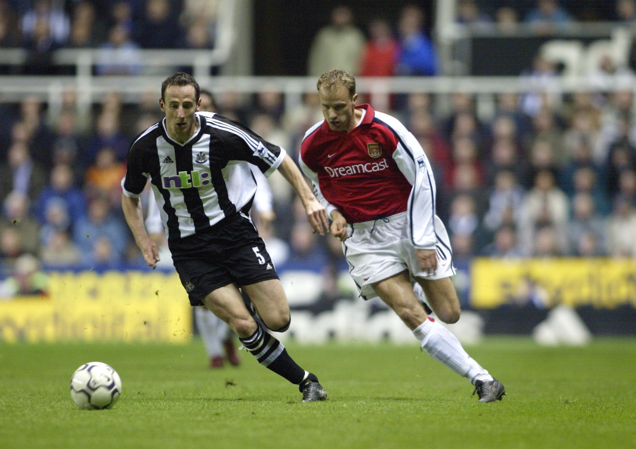 Top 5 Dennis Bergkamp Premier League goals ranked