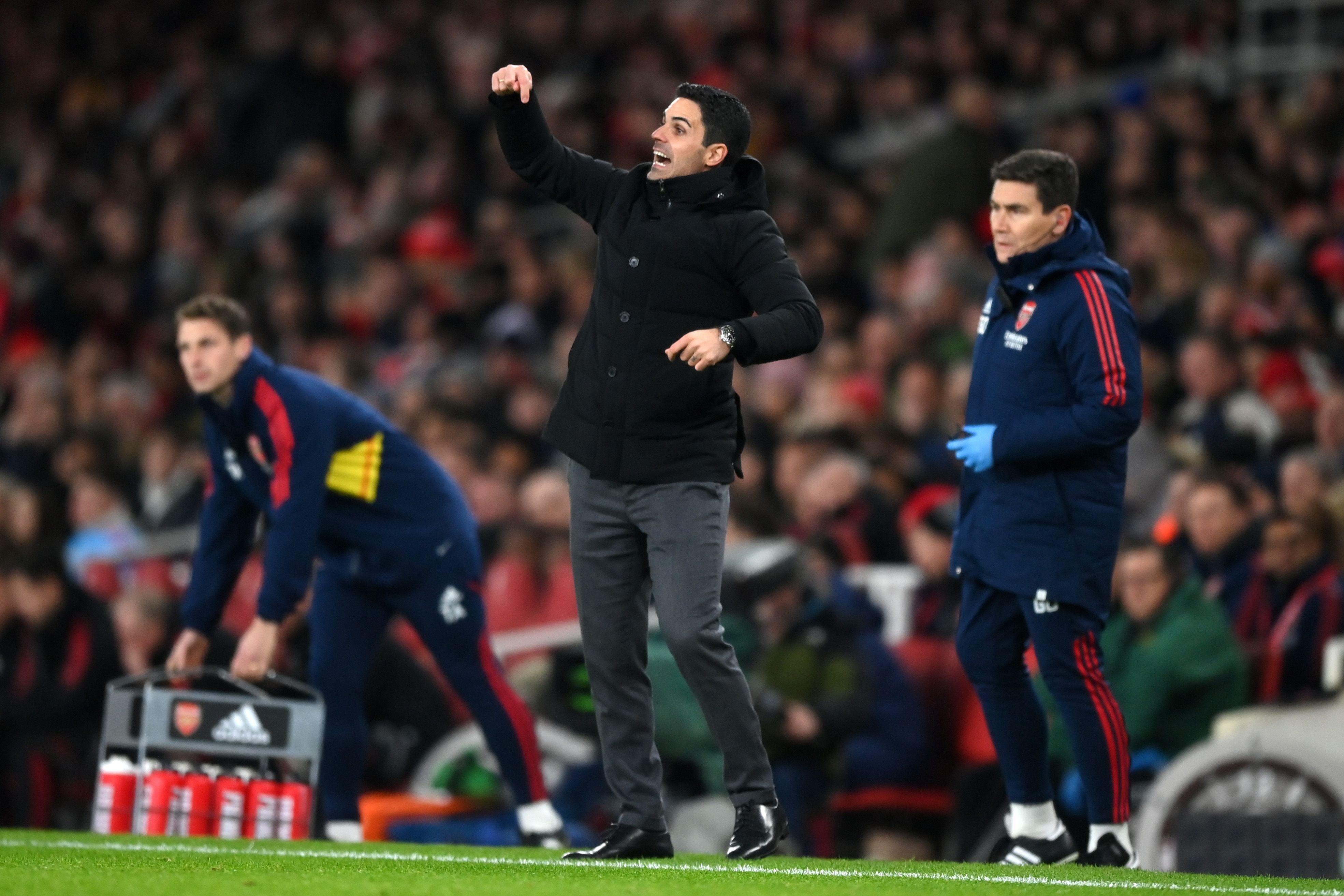 Arsenal: Laura Woods defends Mikel Arteta's 'passionate' touchline ...