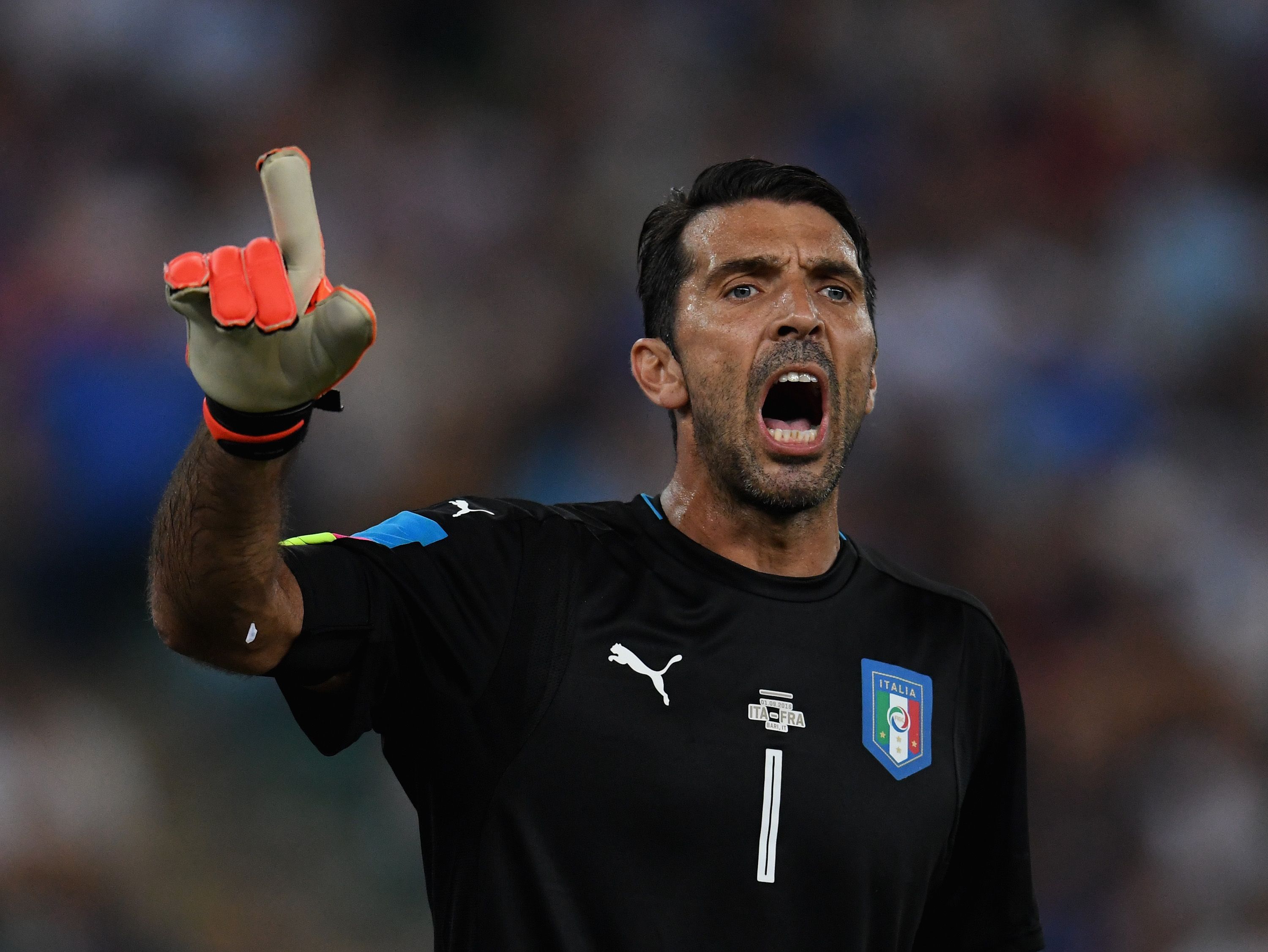 Gianluigi Buffon showed his class when Italy fans booed France national ...
