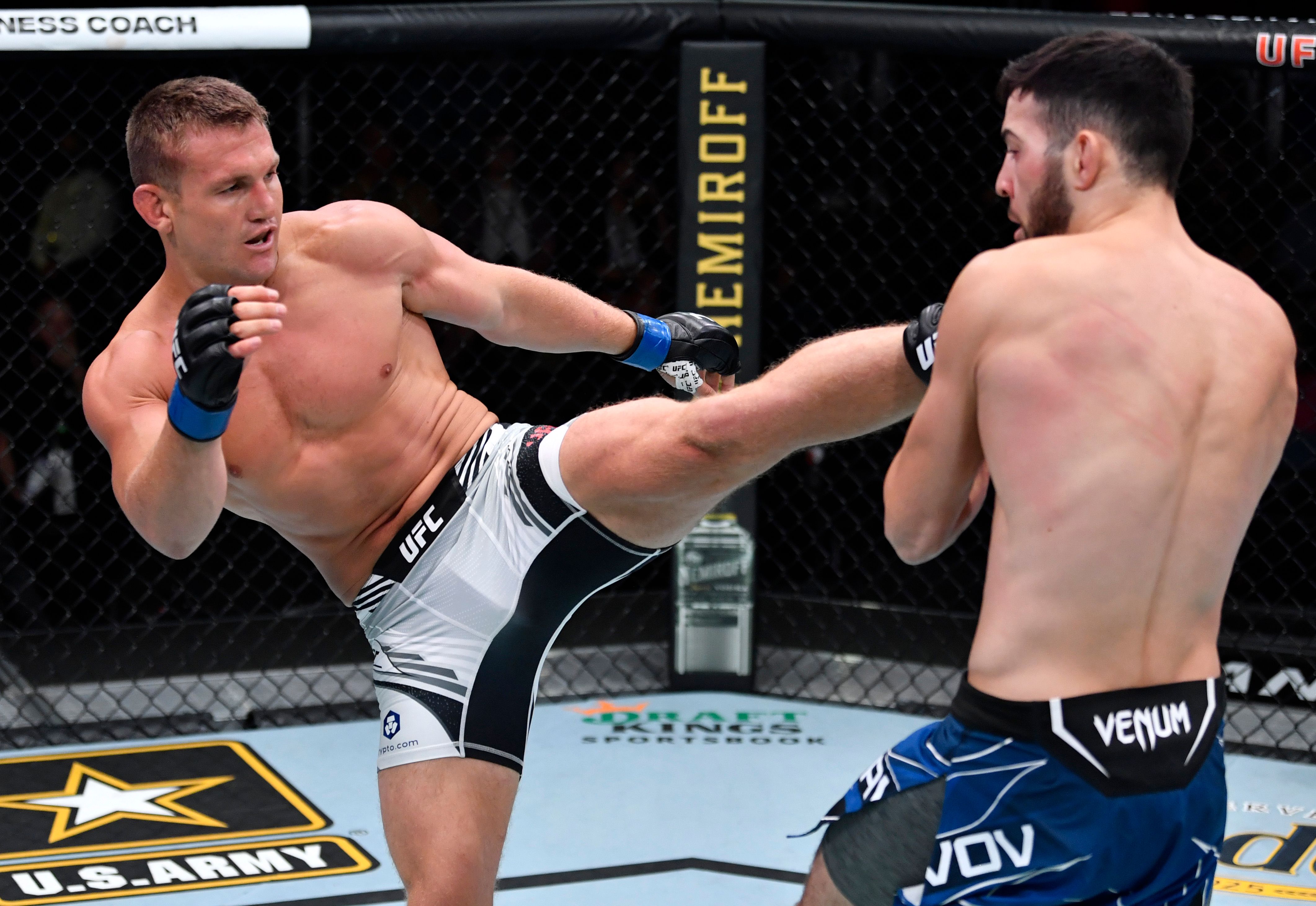 UFC Fight Night 217: Tickets, Card, Odds and more