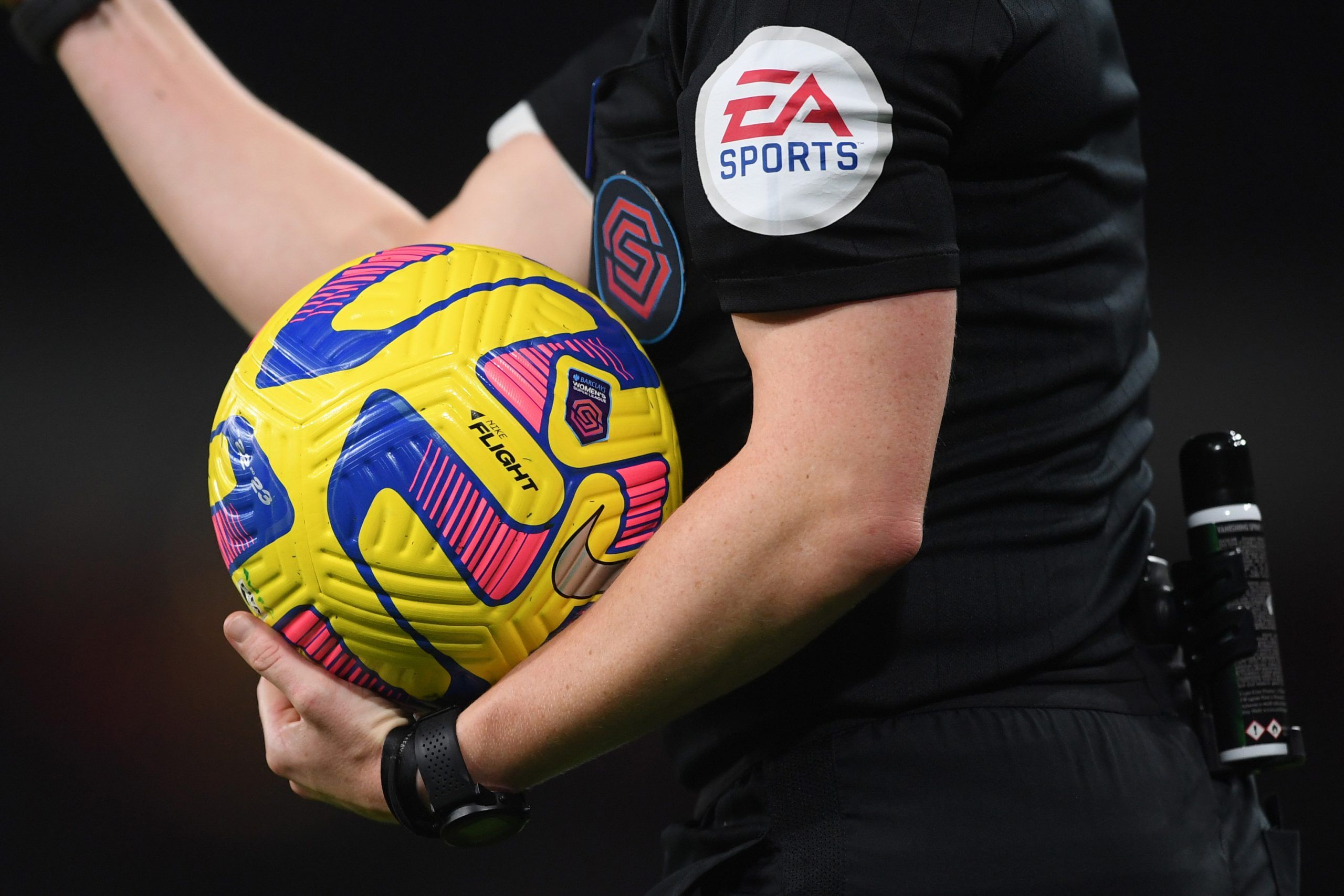 WSL: Rare video of mic’d up referee is still fascinating to watch