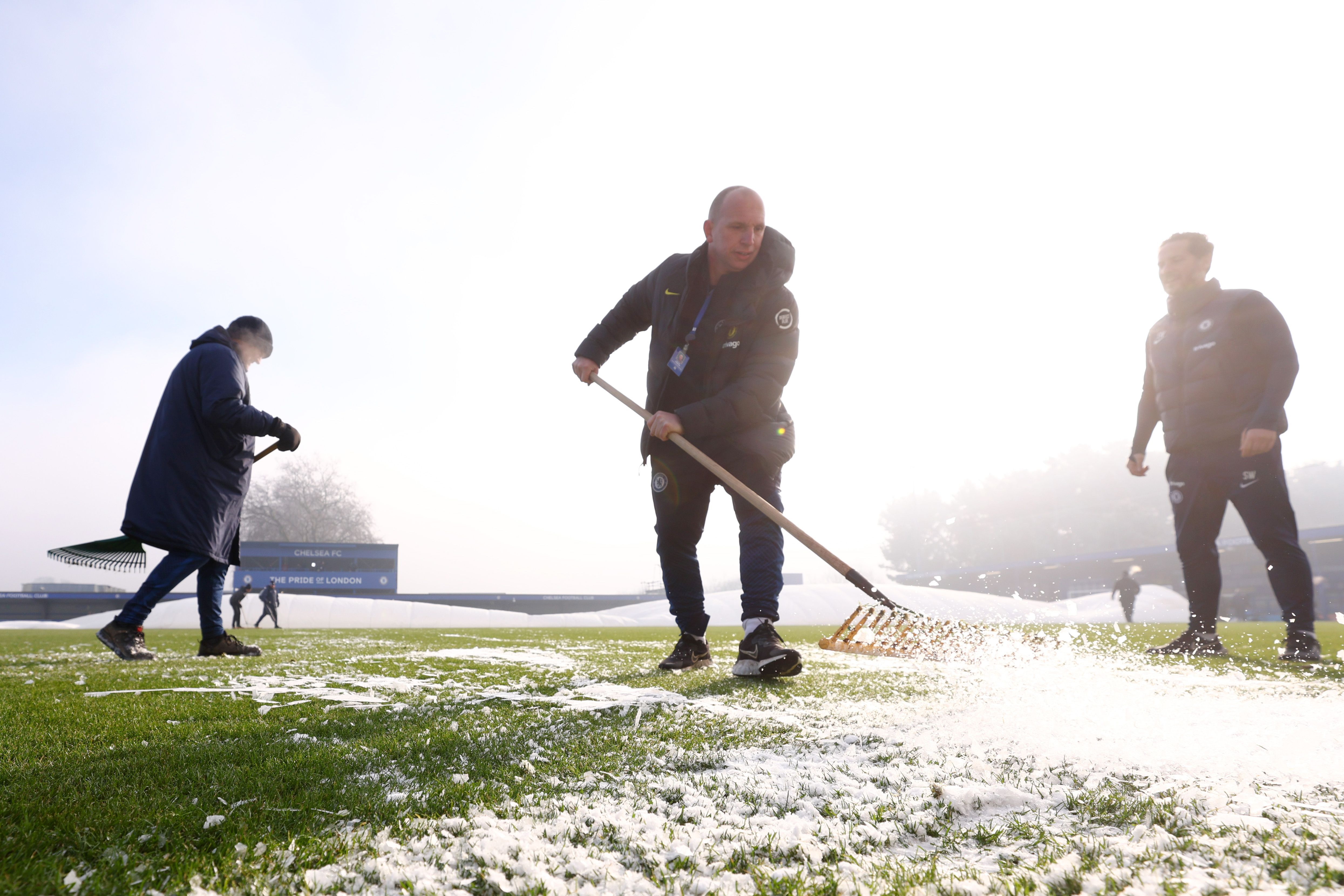 Chelsea vs Liverpool Women footage shows frozen pitch conditions