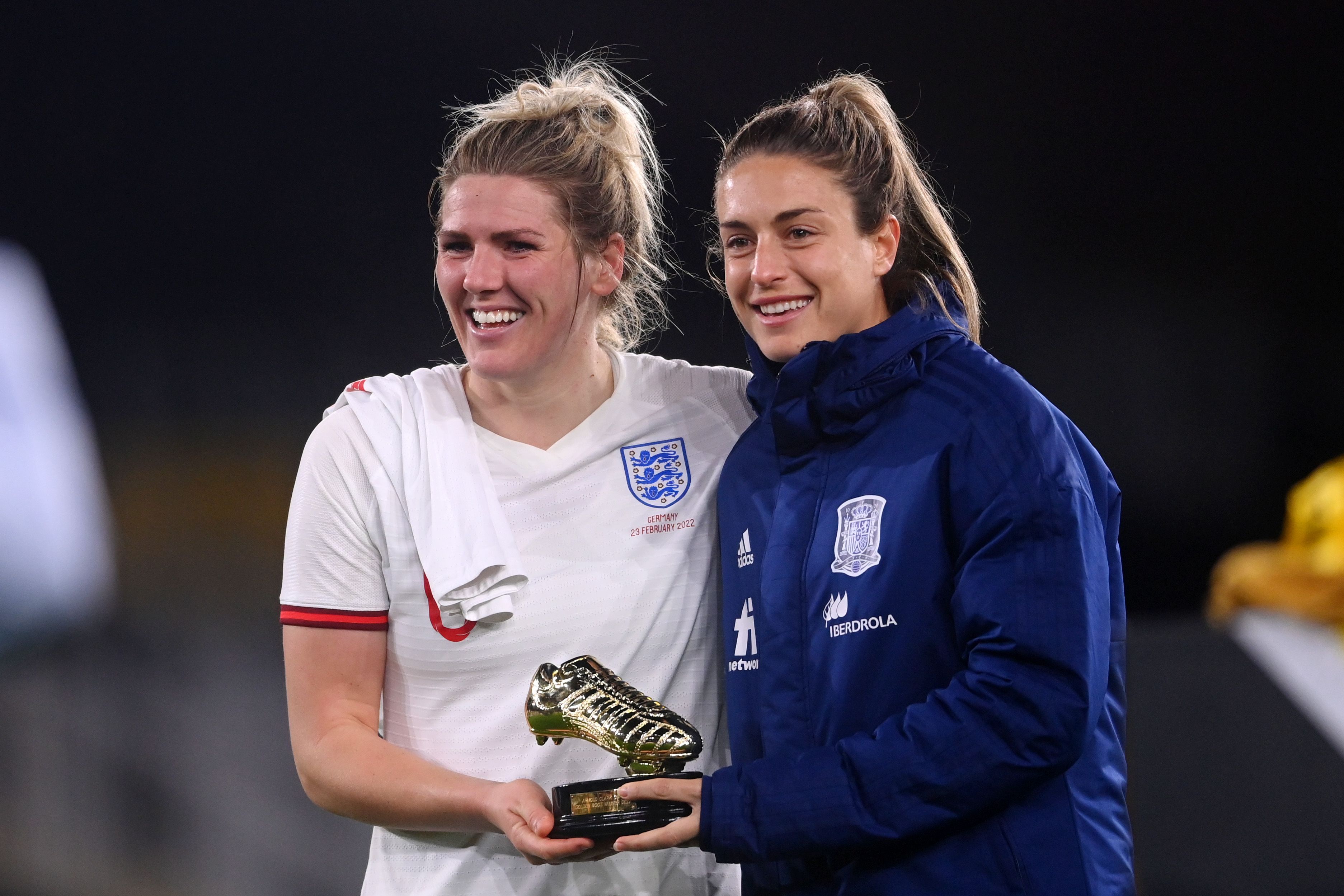 Lucy Bronze: 'England's young stars will be welcome addition at Arnold ...