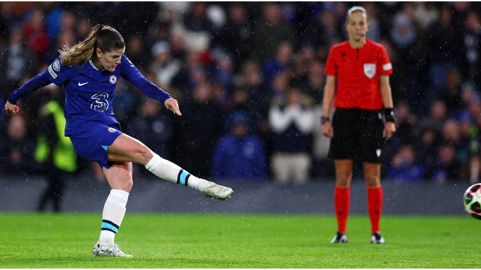 Chelsea: Rare law used by ref for Maren Mjelde penalty vs Lyon in Women ...