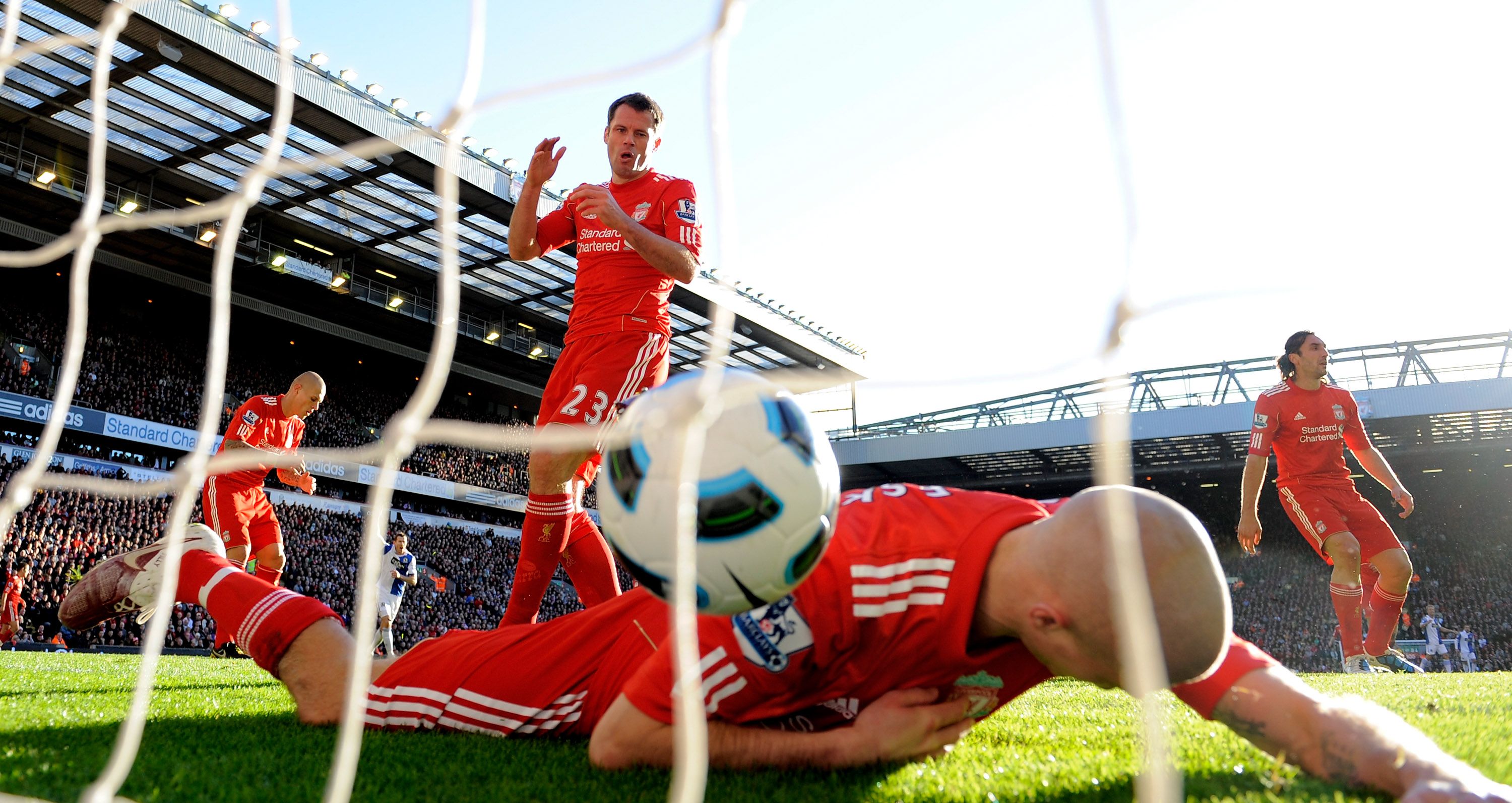 Peter Schmeichel gets revenge on Jamie Carragher for ‘7UP’ dig at Man Utd