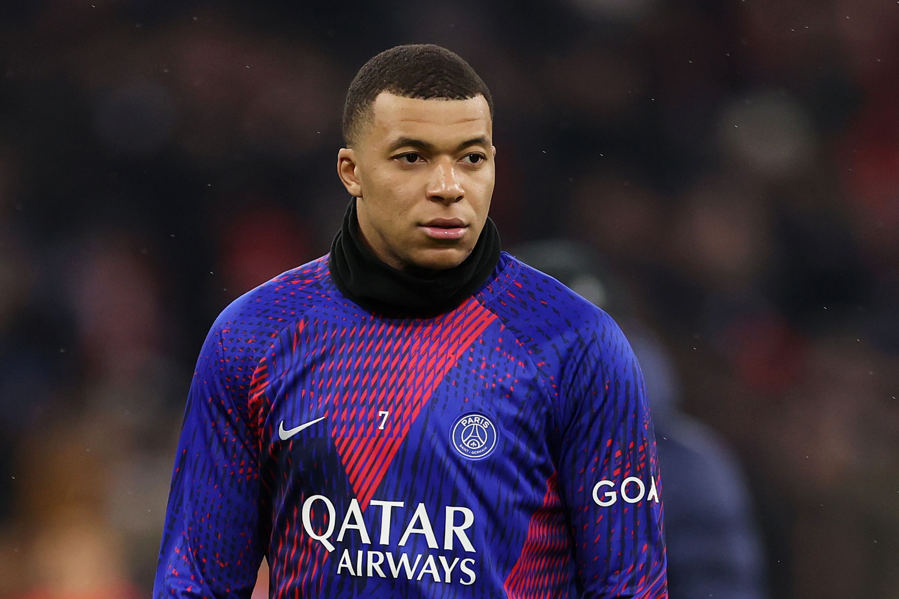 Six PSG players complain to club president after Kylian Mbappe's latest ...