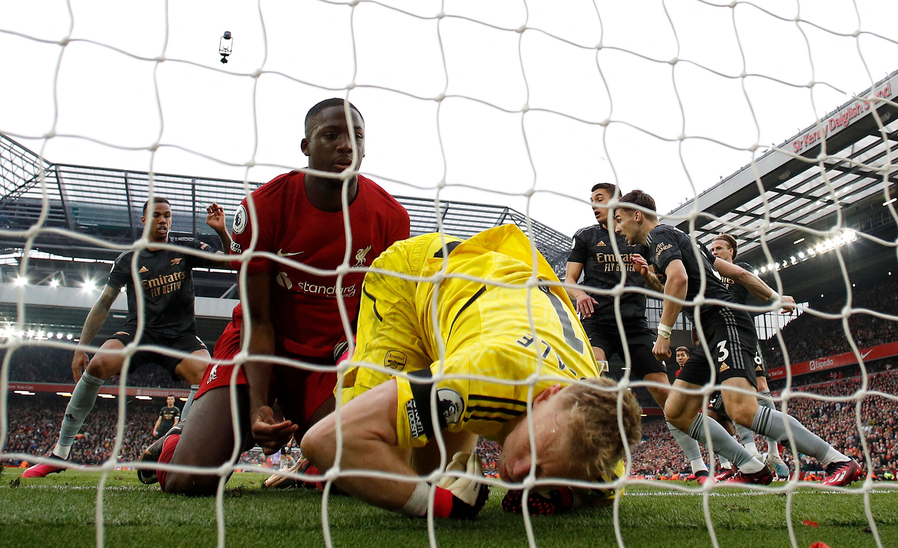 Aaron Ramsdale rescues Arsenal with ridiculous late saves vs Liverpool