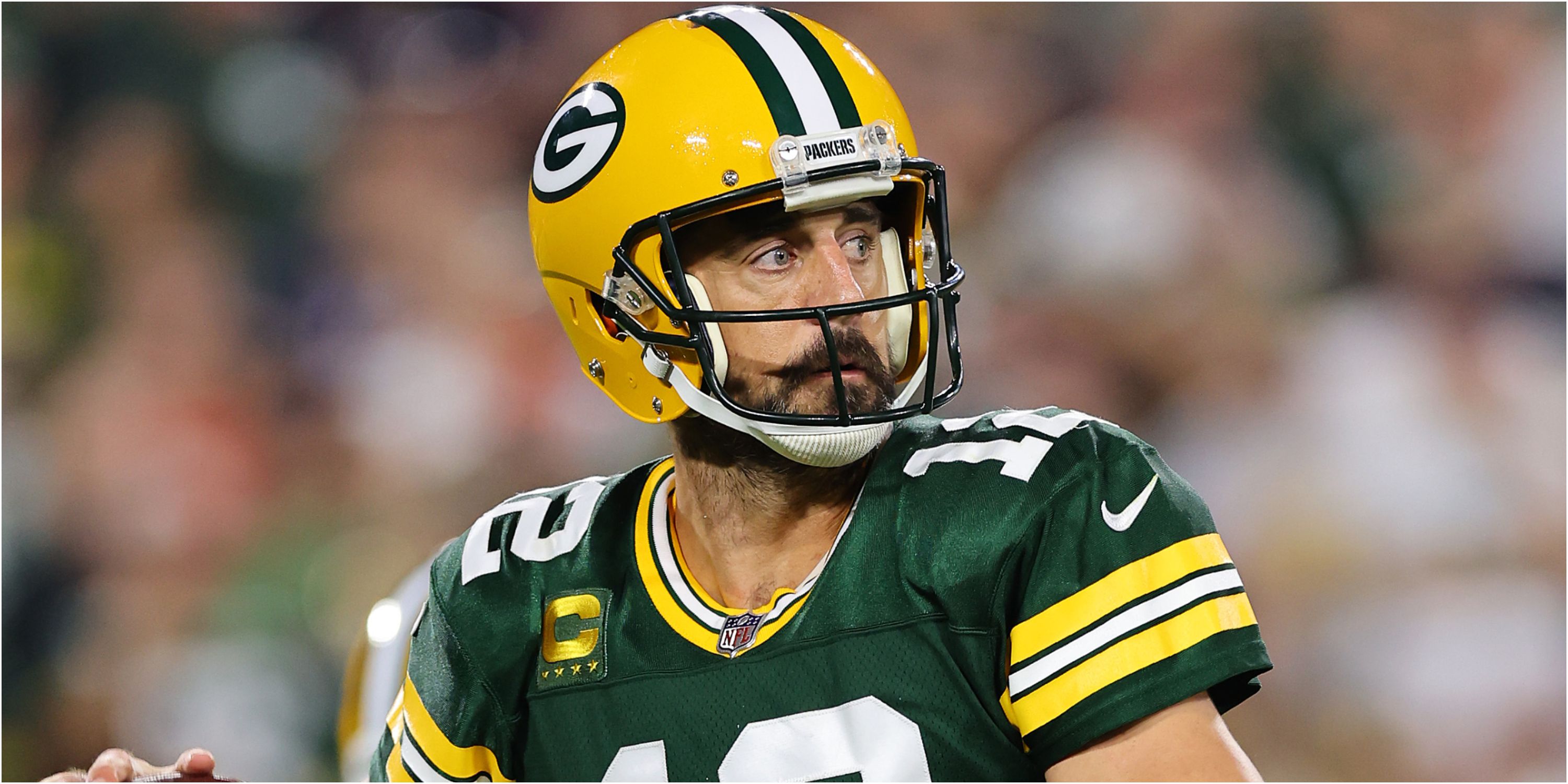 Aaron Rodgers: Adam Schefter reveals rather worrying update ...