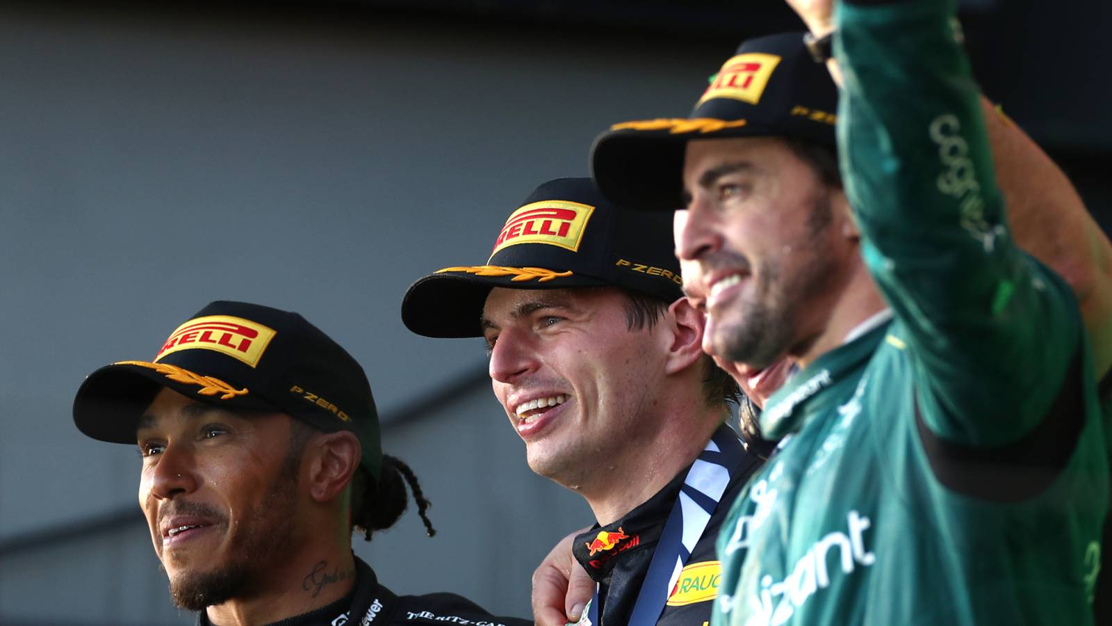 Fernando Alonso sends message to Lewis Hamilton as pair share ...