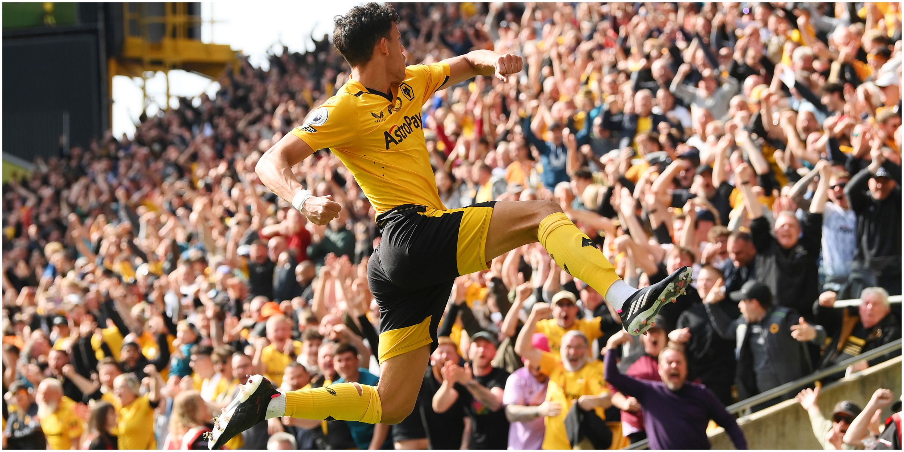 Matheus Nunes scores stunning goal for Wolves vs Chelsea
