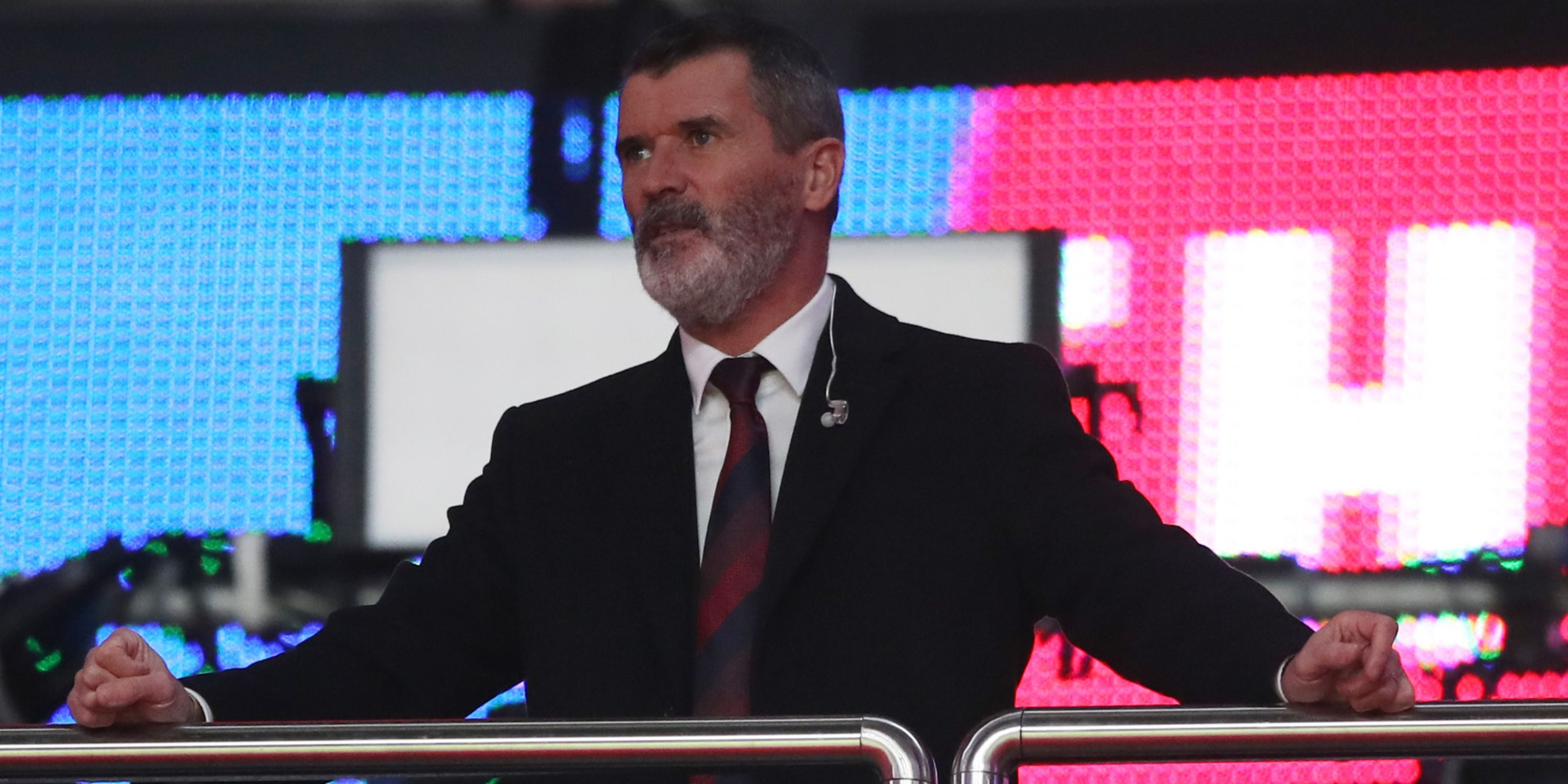 Andy Robertson elbowed by linesman: Roy Keane's reaction after ...