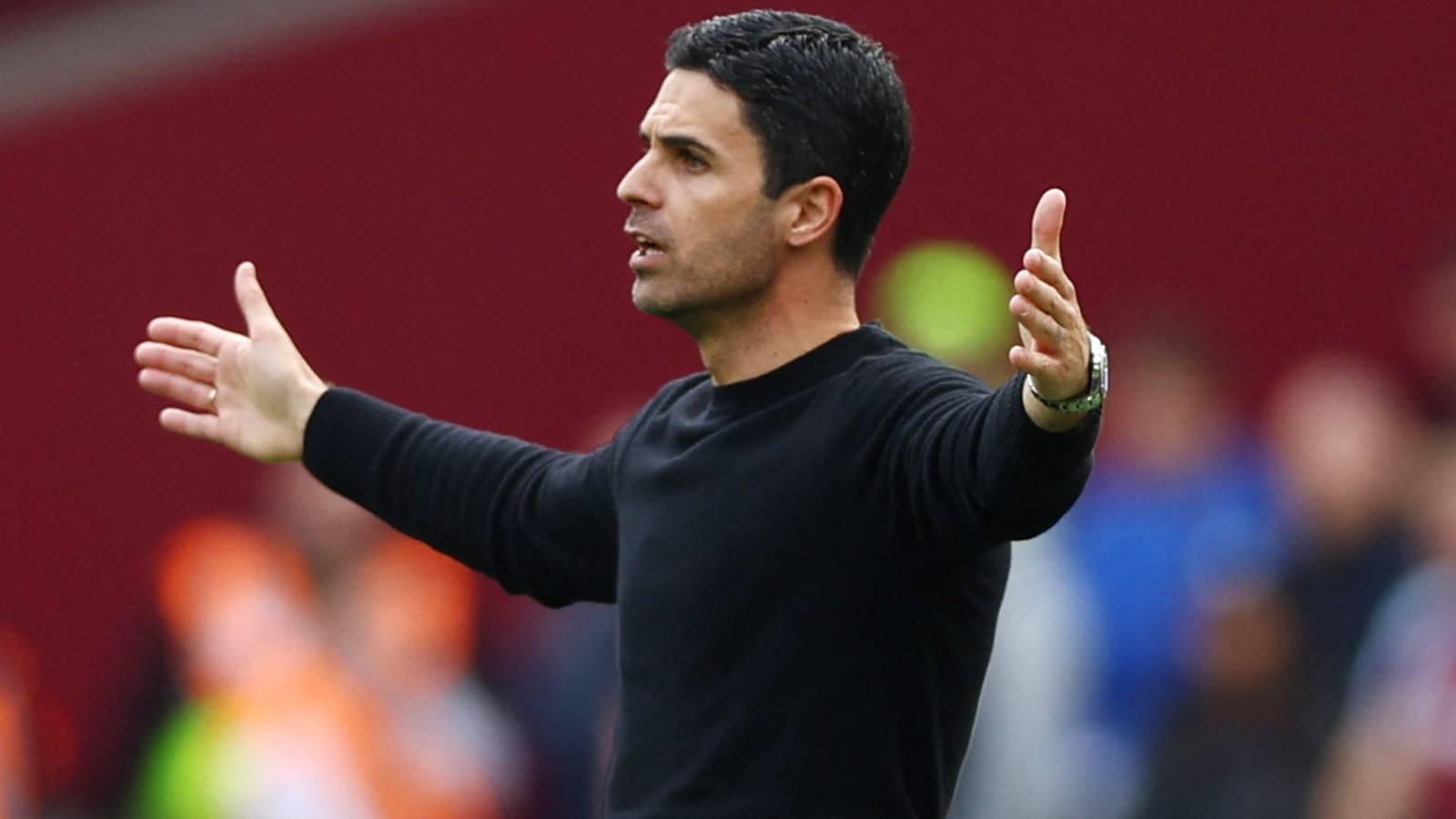 Arsenal could target cheaper alternative to £55m Brazilian at the Emirates
