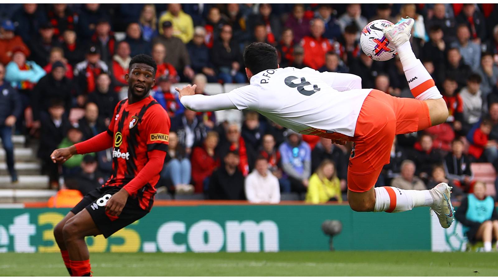Pablo Fornals scorpion kick: West Ham star scores brilliant goal vs Bournemouth