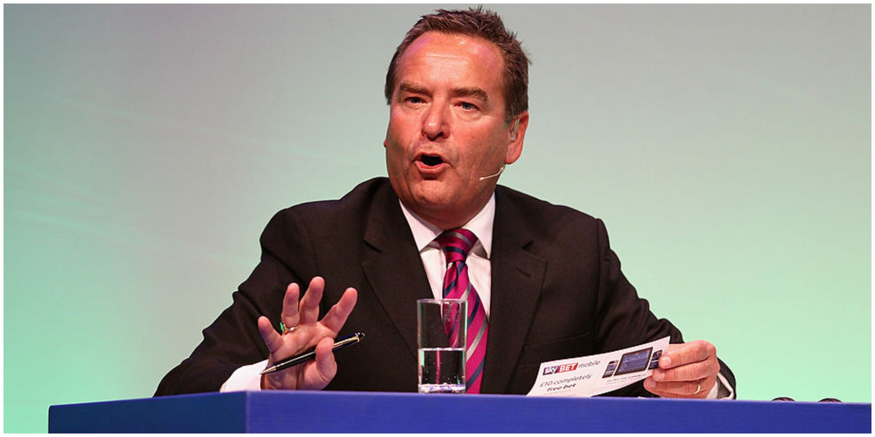 Gillette Soccer Saturday: Jeff Stelling confirms he is leaving at end ...