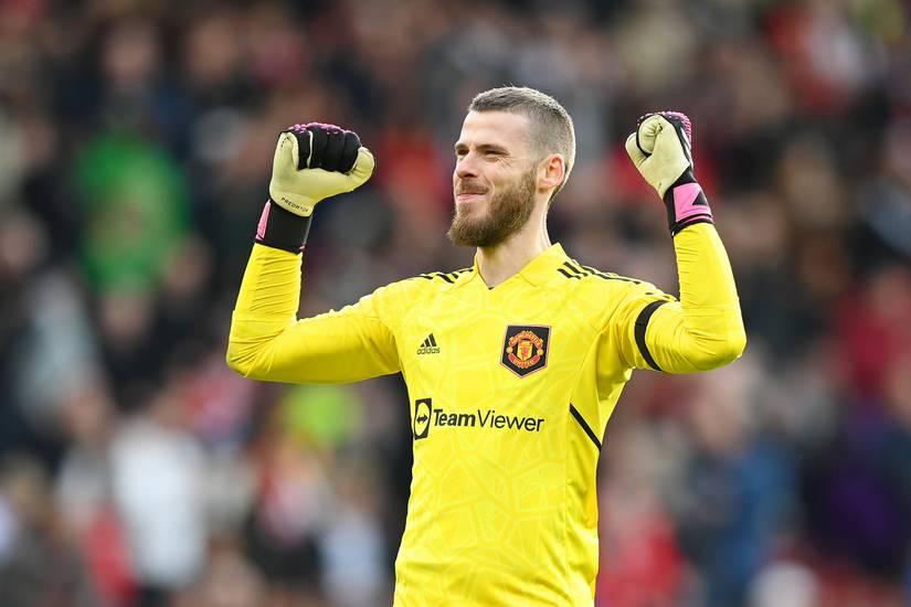 David de Gea: Man Utd fan's 20-minute fail compilation goes viral