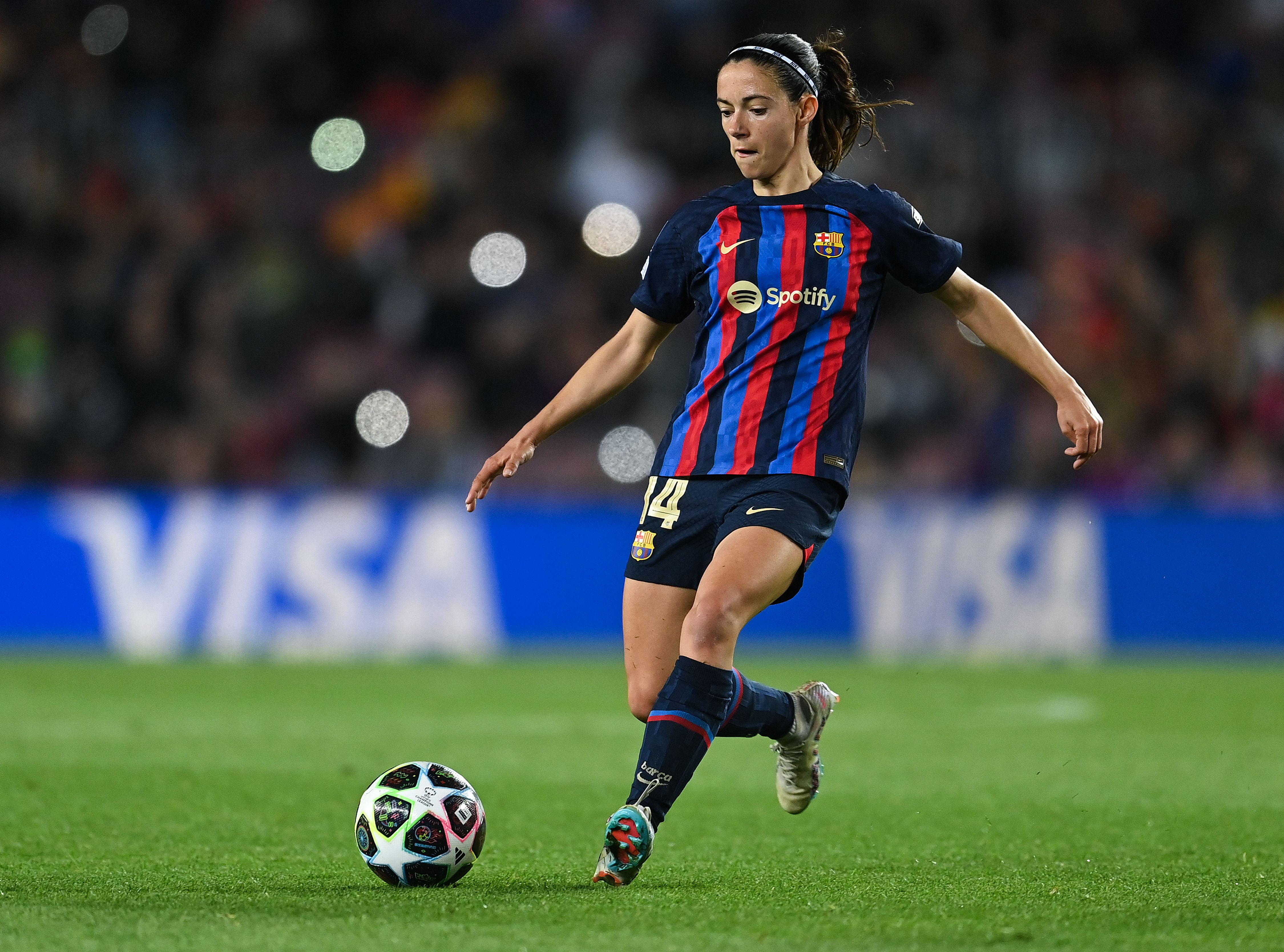 Barcelona star would have 'clubs queuing up' to make her first £1m ...