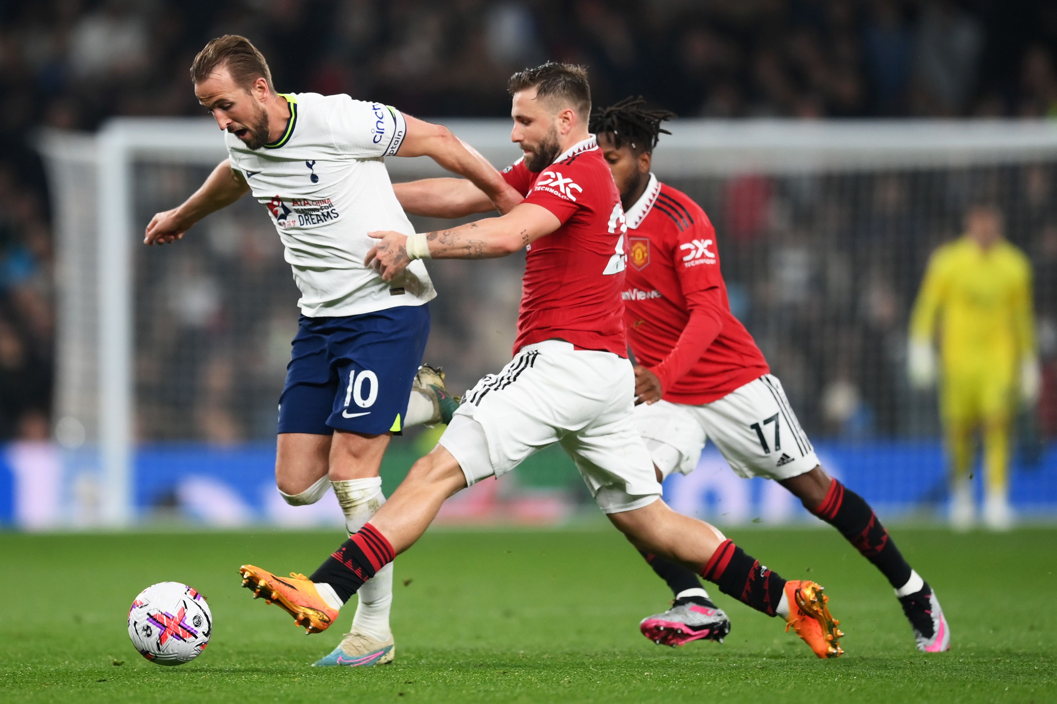 Man United fans’ chant for Harry Kane goes viral