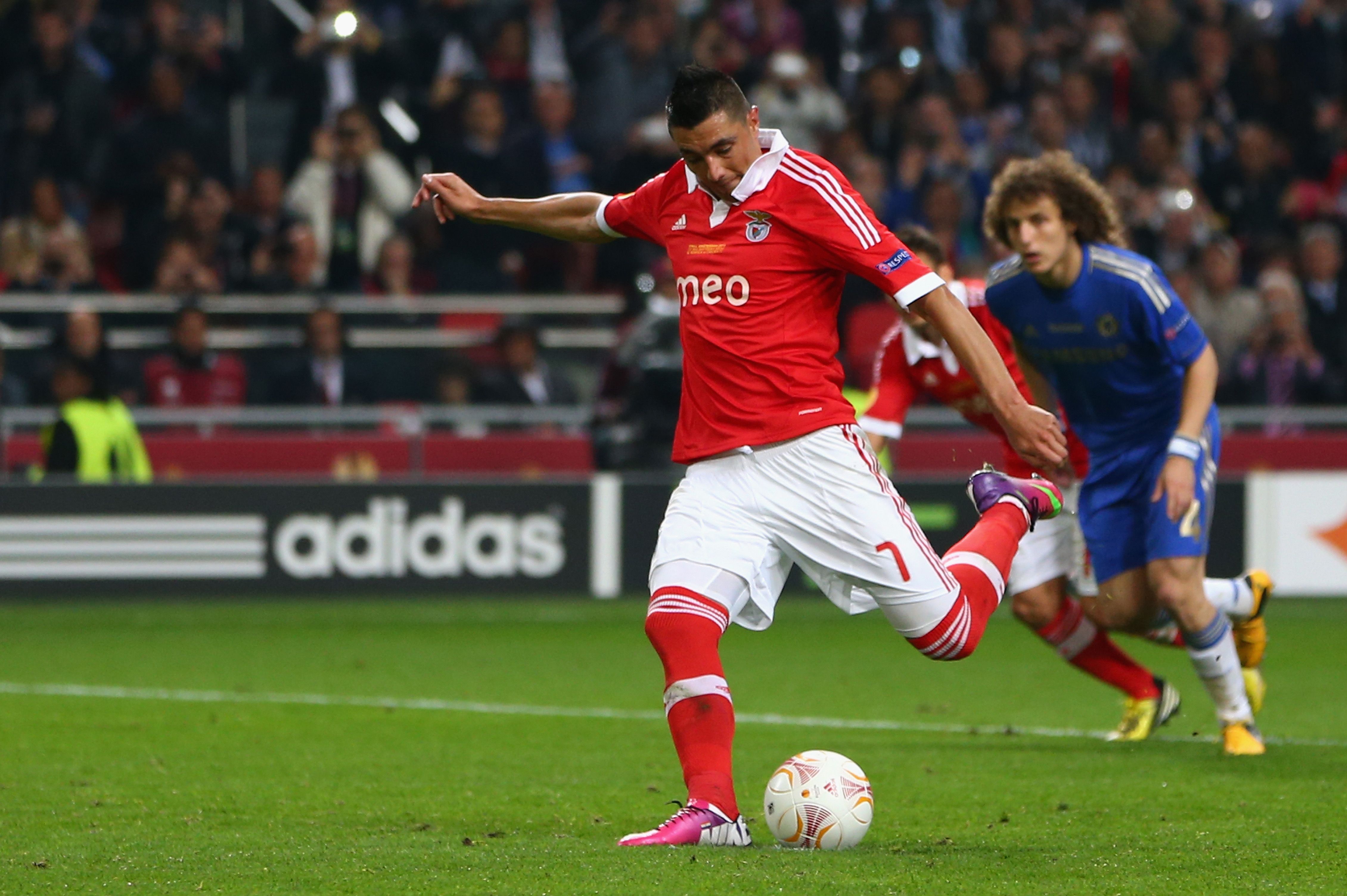 Most powerful penalty ever? Oscar Cardozo's rocket for Libertad was ...