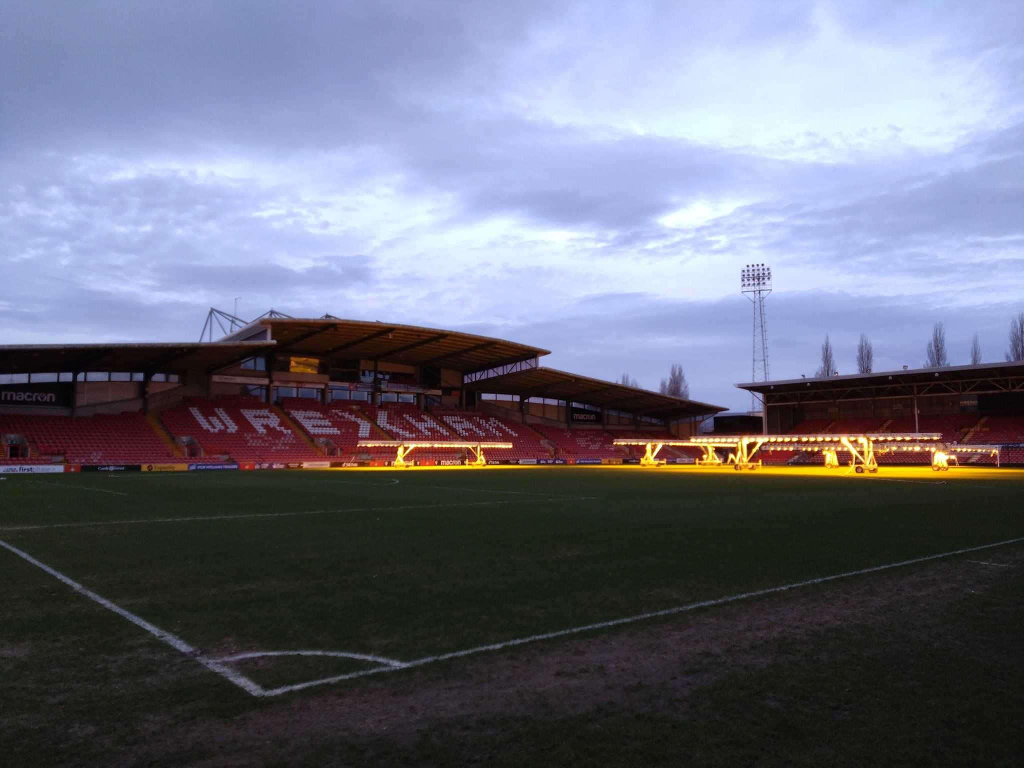 Ryan Reynolds & Rob McElhenney: 7 times Wrexham's owners showed their class