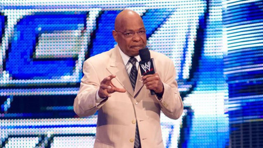 WWE Hall of Famer that 'was over' is set to 'return' tonight on SmackDown