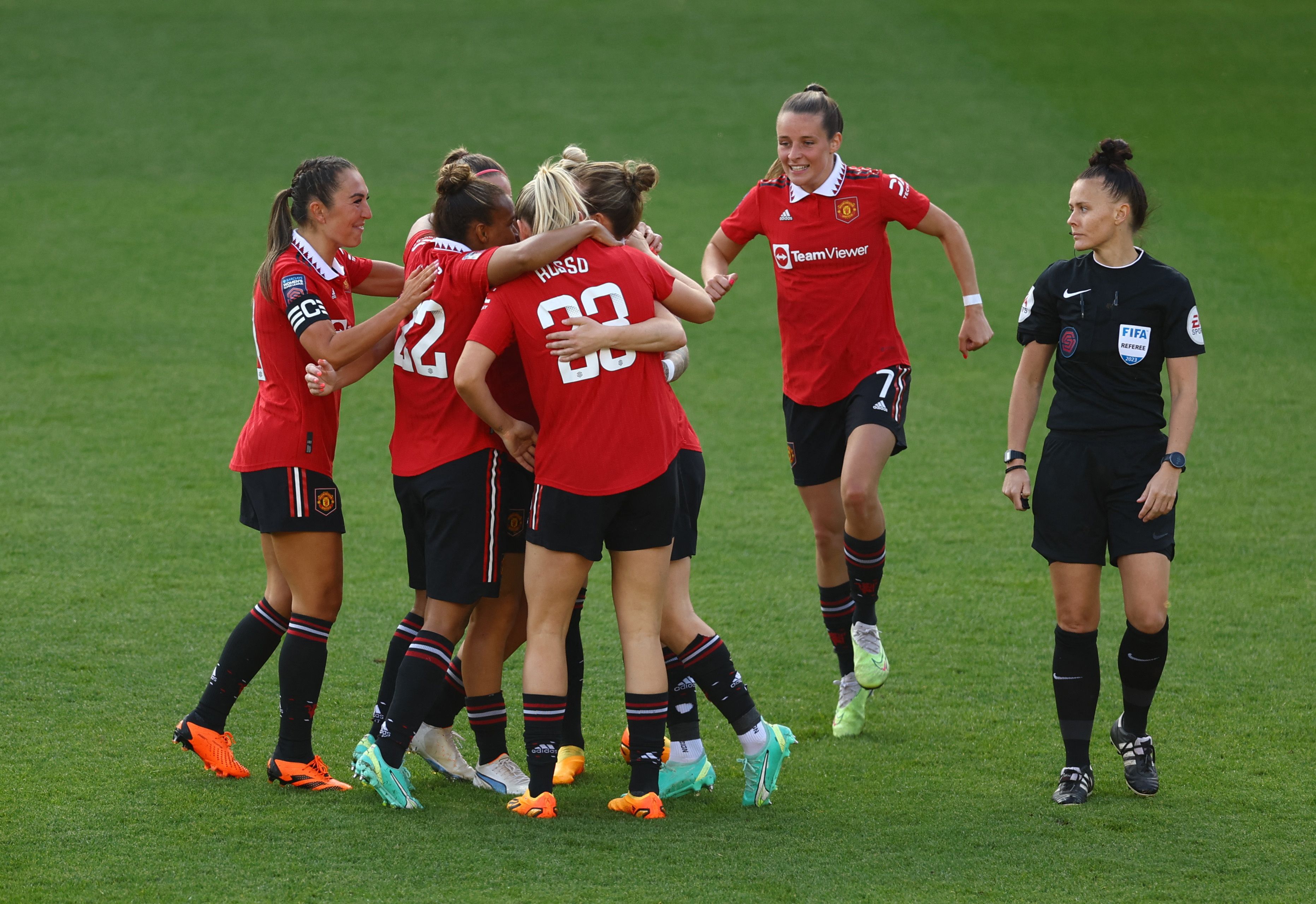 Man City goalkeeper Ellie Roebuck sent off against Man United in ...