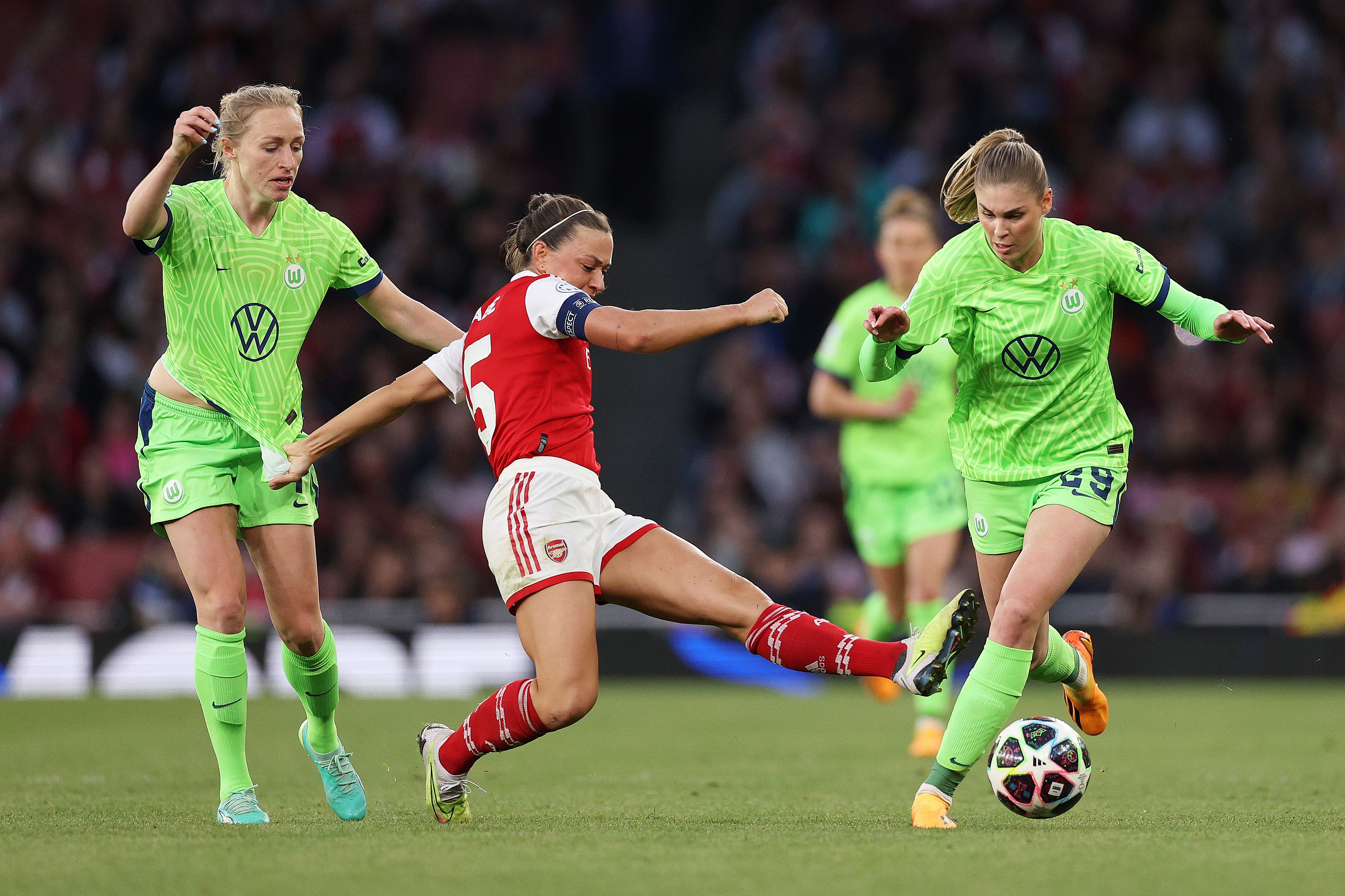 Arsenal's Jen Beattie body slammed Wolfsburg's Alex Popp during goal ...