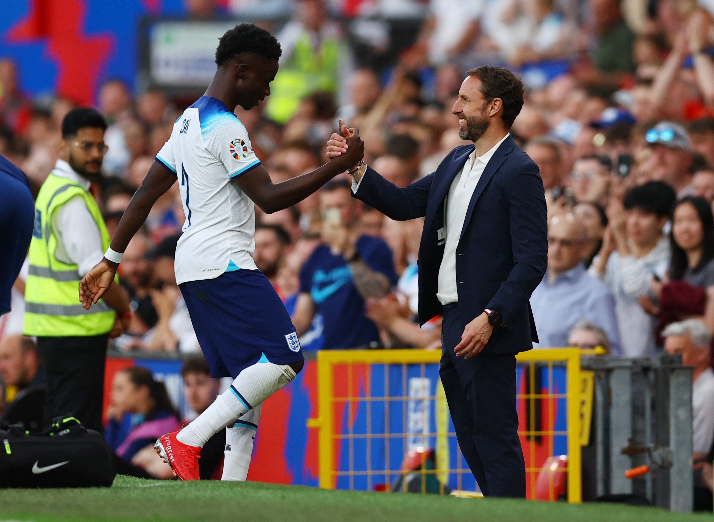 England 7-0 North Macedonia: Bukayo Saka reveals Alexander-Arnold's ...