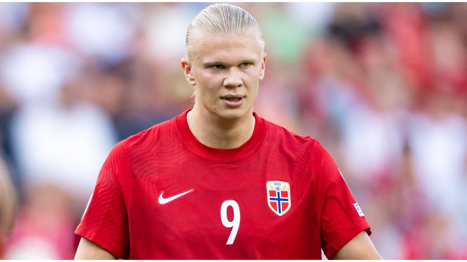 Erling Haaland scores ridiculous volley in Norway training