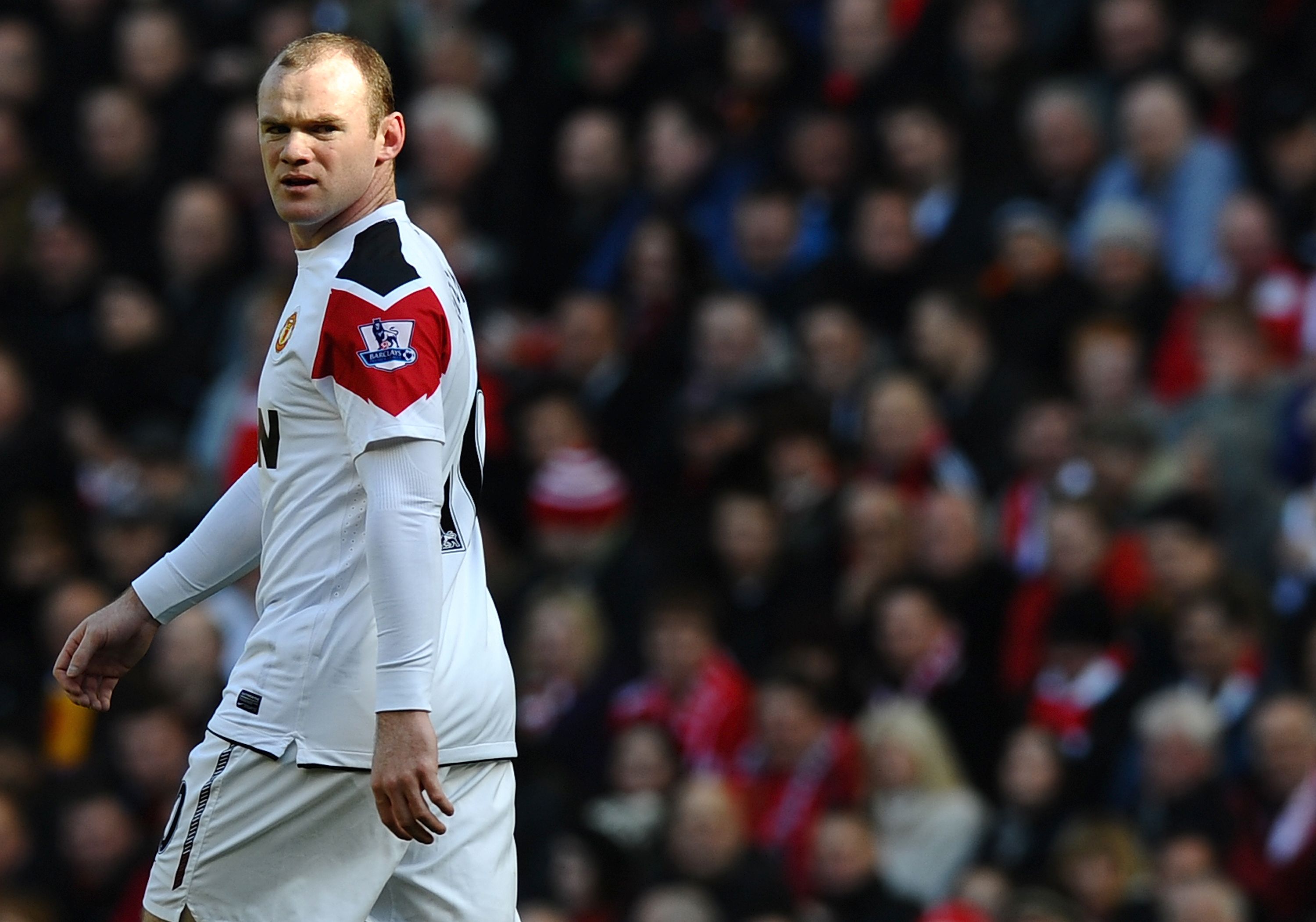 Jamie Carragher reveals what Man Utd legend said to him when Nani cried ...