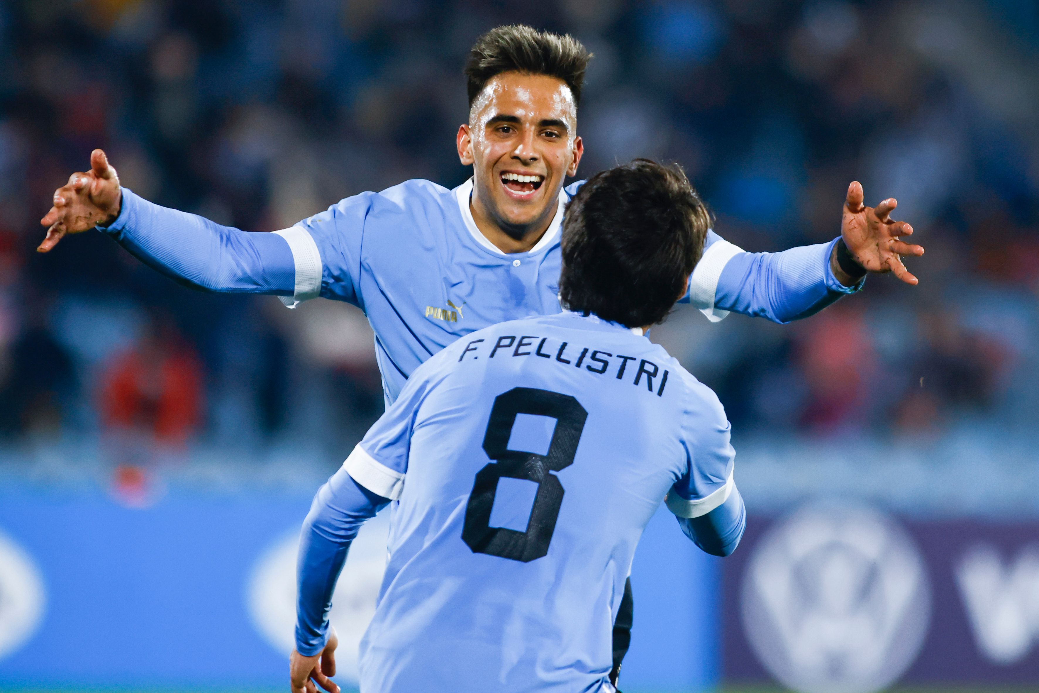 Man United fans want Facundo Pellistri to be given chance after Uruguay ...
