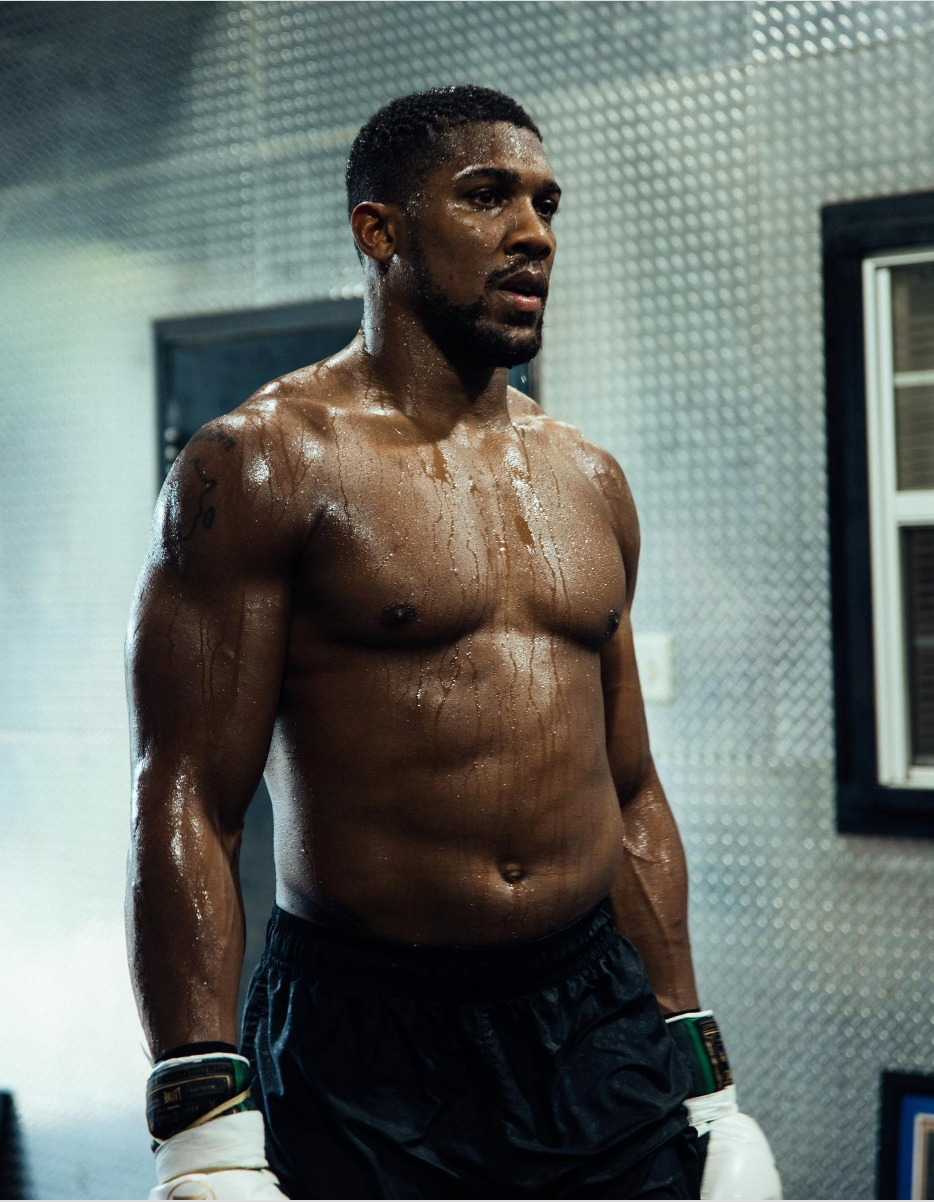 Anthony Joshua shows off his current physique without a fight lined up