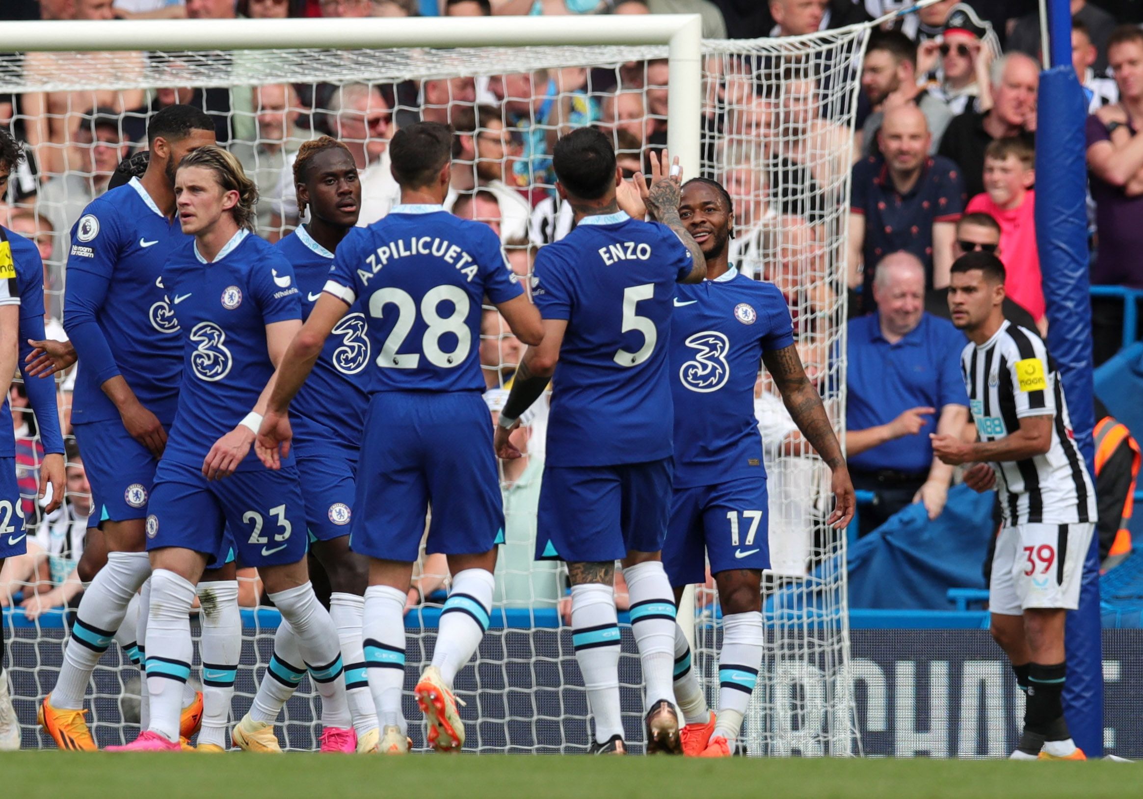 Chelsea to unveil new 2023-24 kit without sponsor