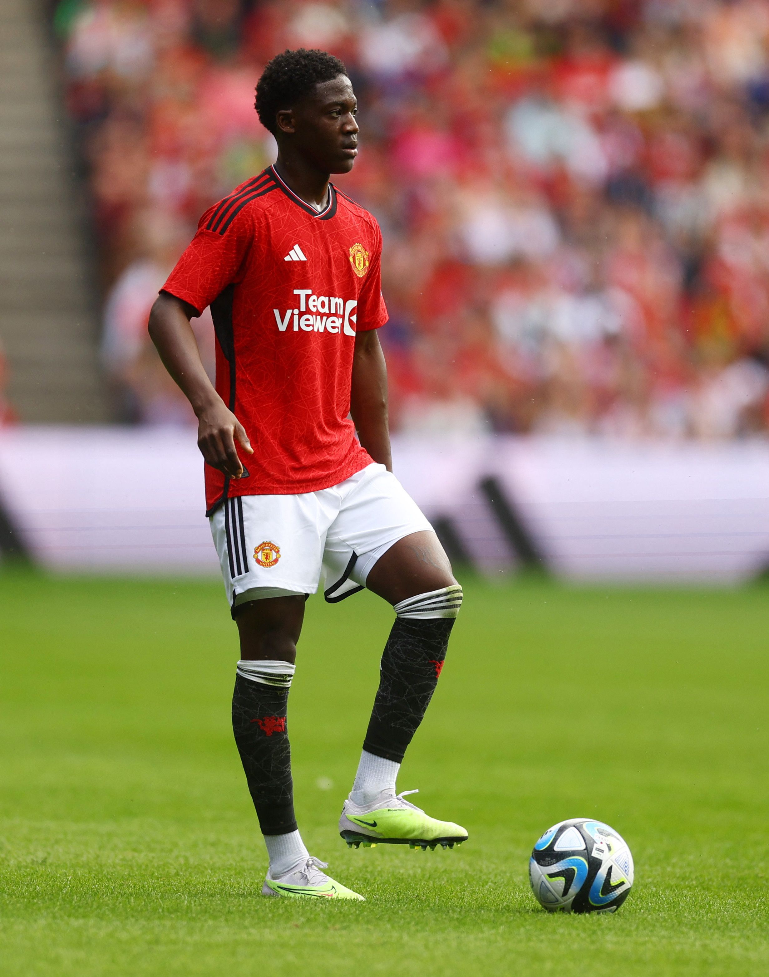 Kobbie Mainoo praised by Fernandes and Ten Hag as highlights v Arsenal ...