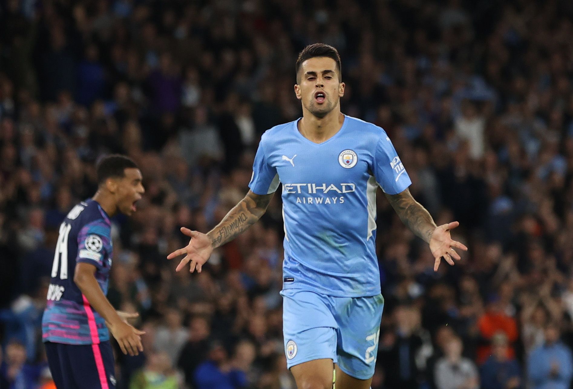 9 Best Manchester City Right-Backs Of All Time (Ranked)