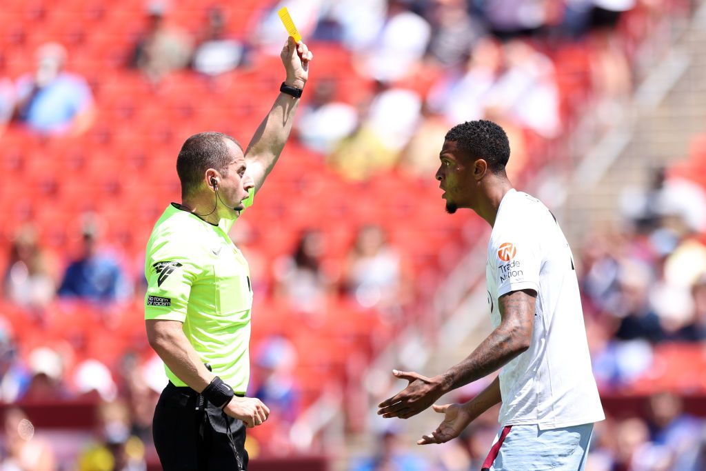 Ezri Konsa scores incredible solo goal for Aston Villa vs Brentford
