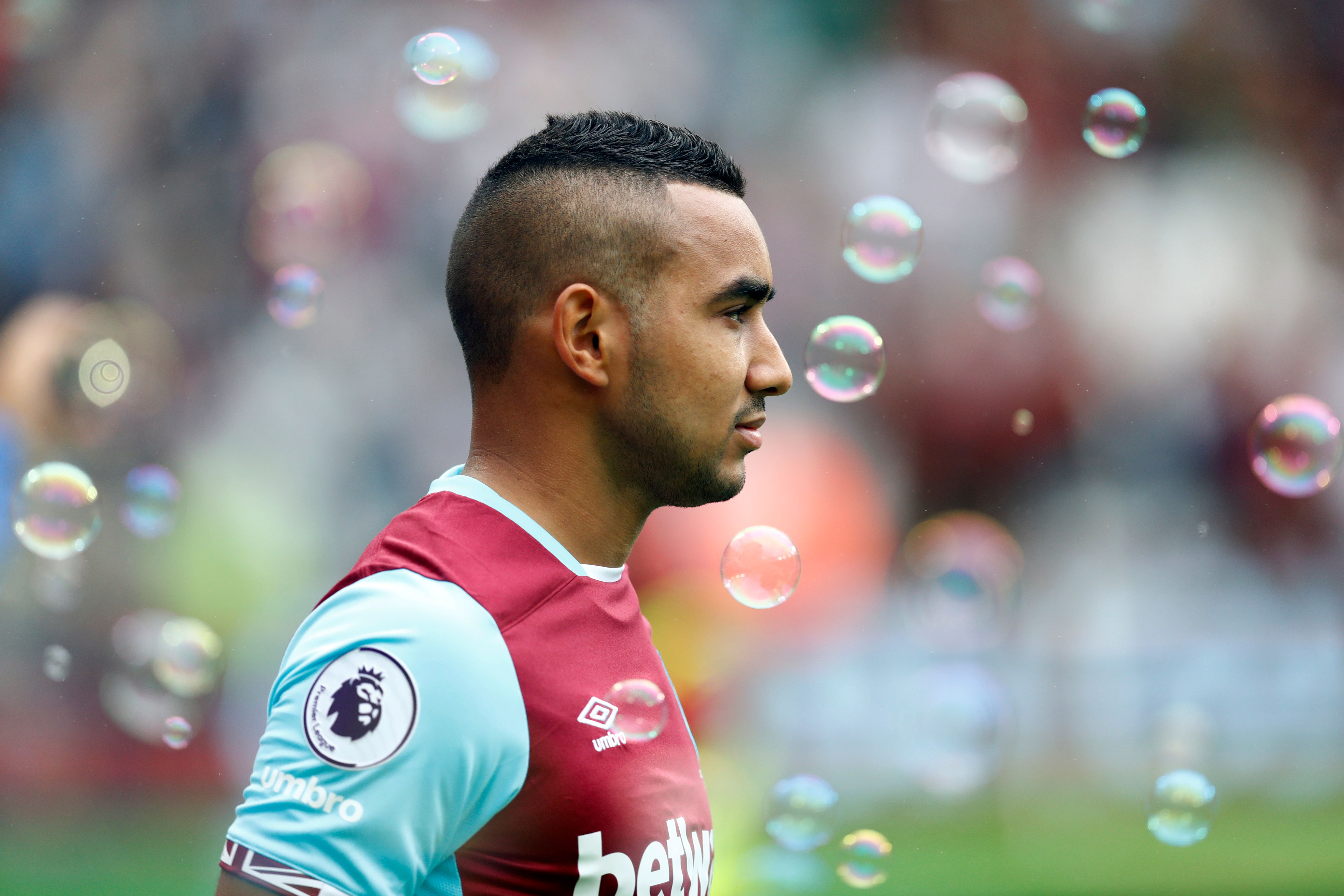 9 Best Football Anthems In The World (Ranked)