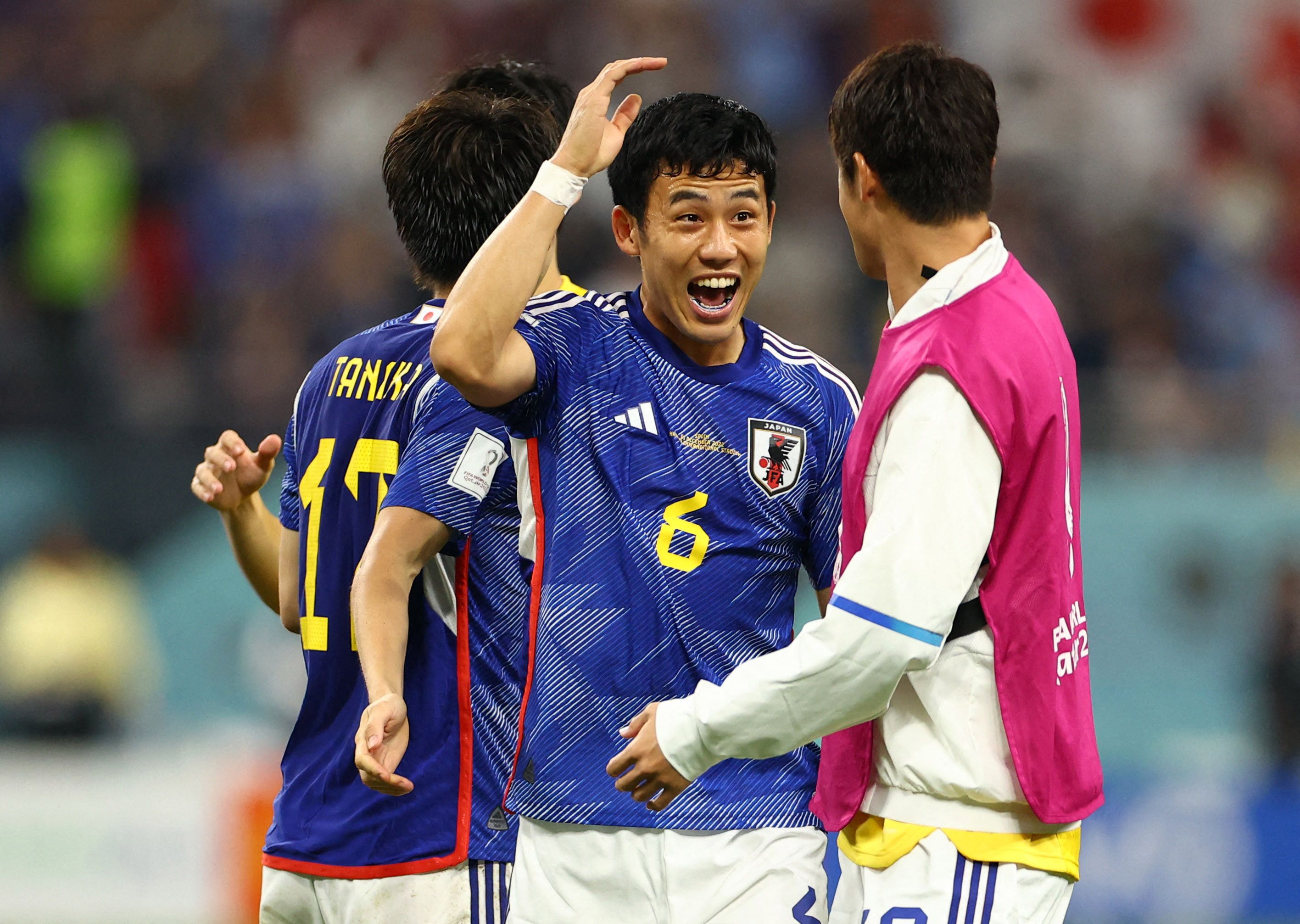Video shows Liverpool players' actions when Wataru Endo was subbed on ...