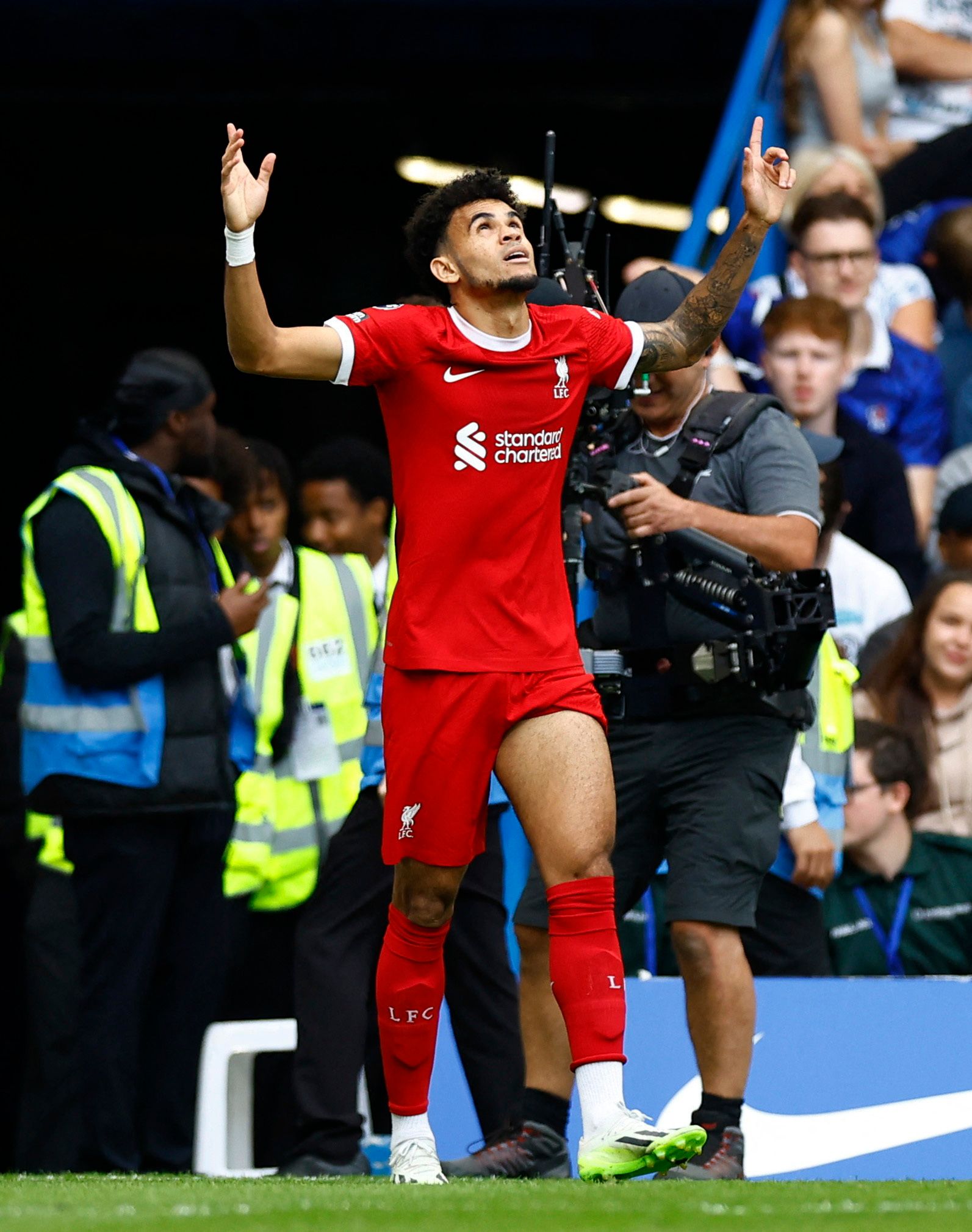 Mohamed Salah was fuming with his substitution during Chelsea vs Liverpool