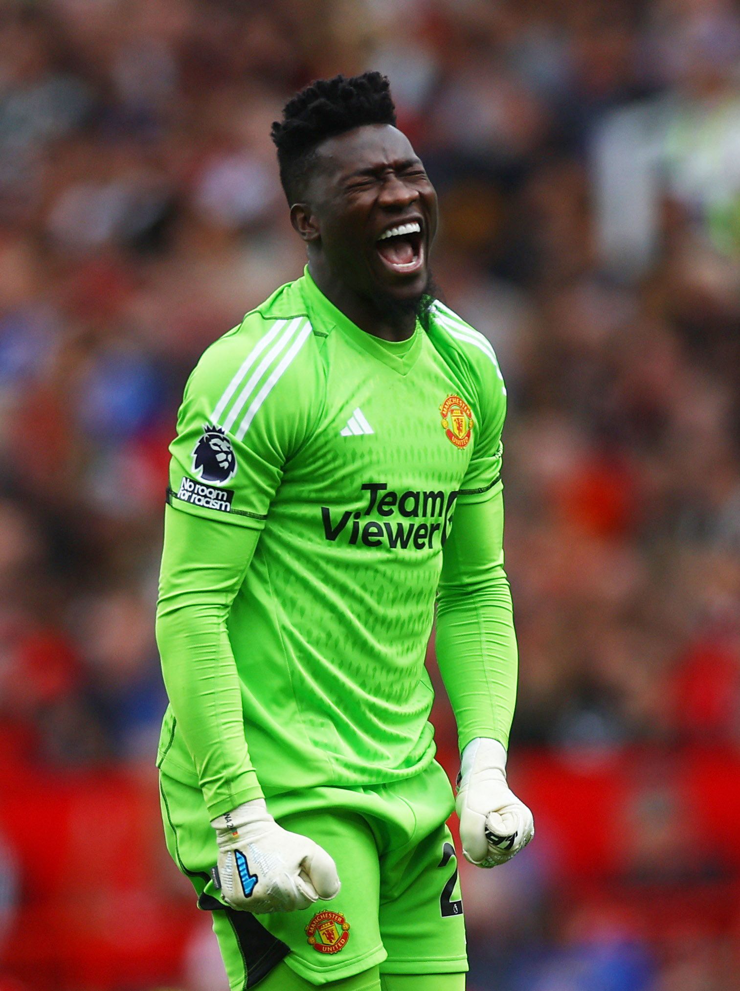 Andre Onanas Bizarre Goalkeeping For Taiwo Awoniyis Goal In Man Utd V