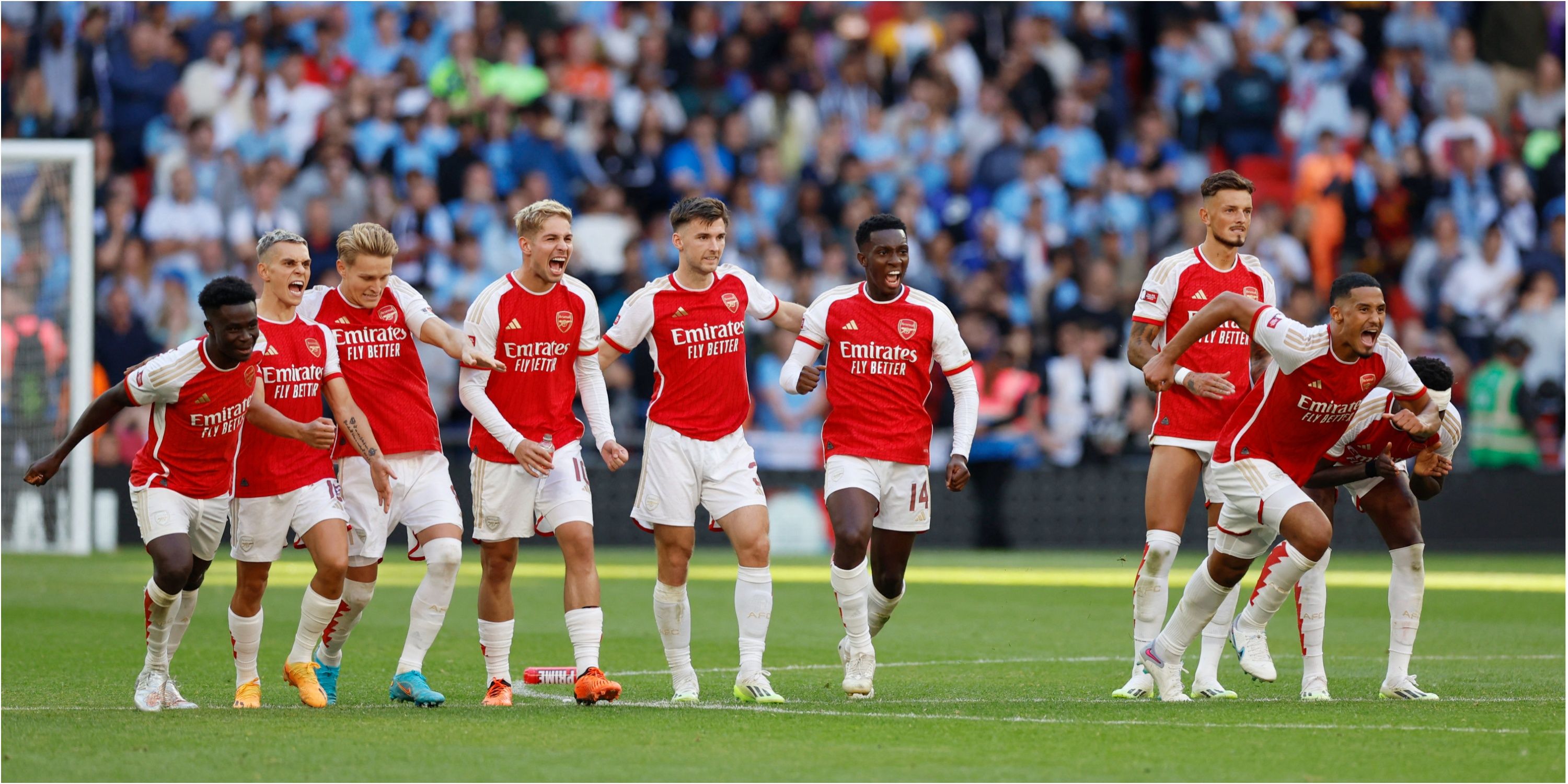 What cars do Arsenal players drive? Footage shows each player arriving ...