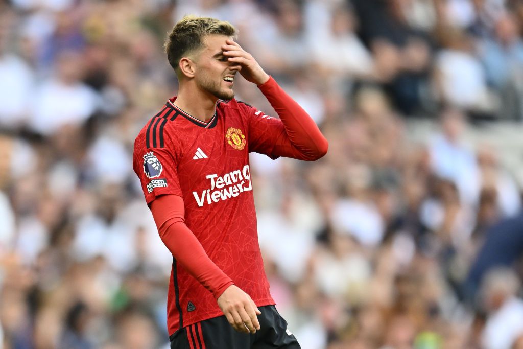 Roy Keane takes aim at four Man United players as he brands them the ...