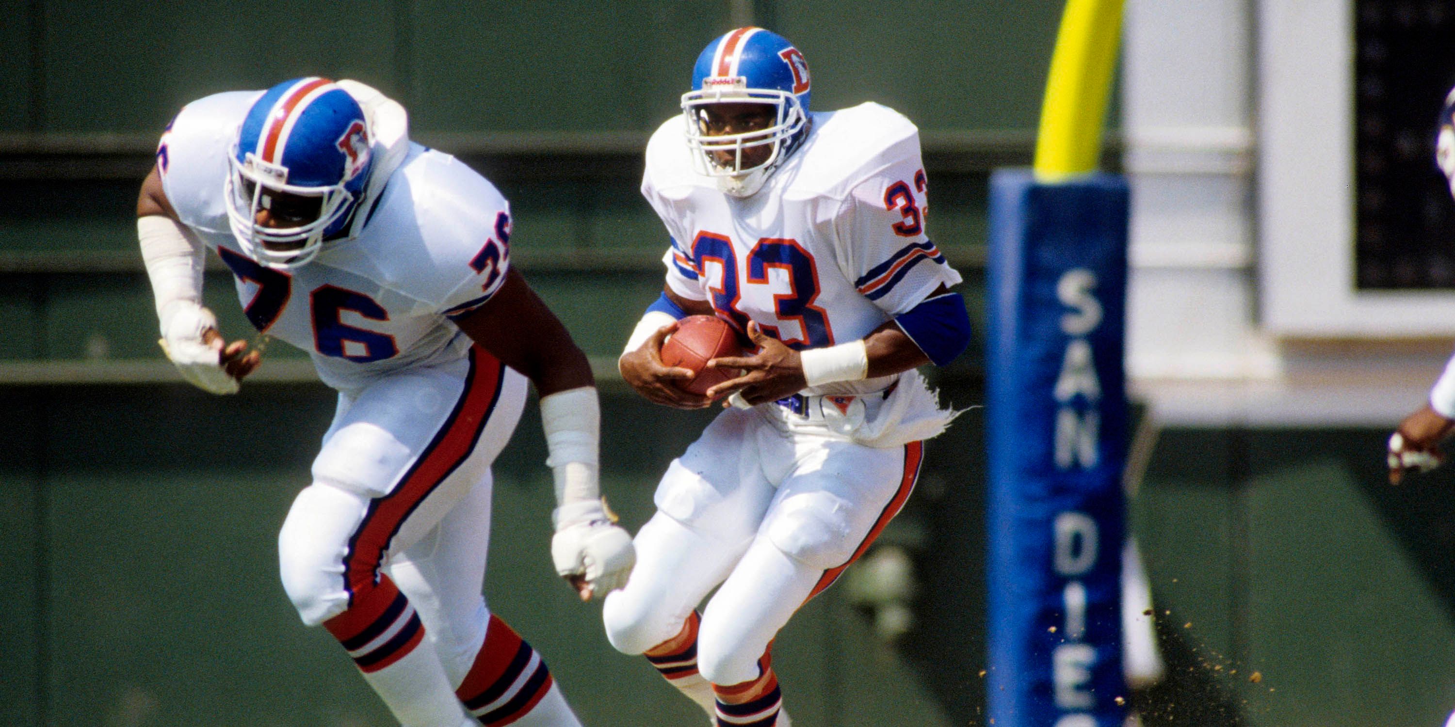 Ezekiel Elliott and 9 more running backs who changed teams late in ...