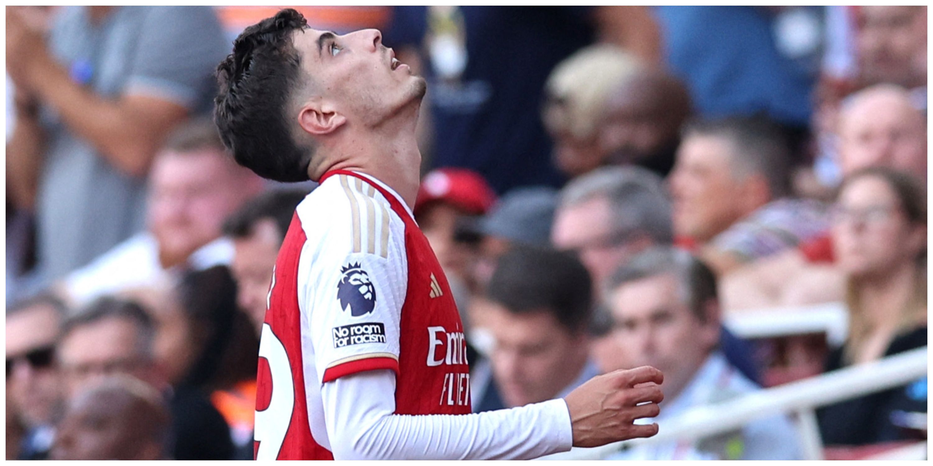 Mike Dean's reaction after Arsenal were denied penalty by VAR against ...