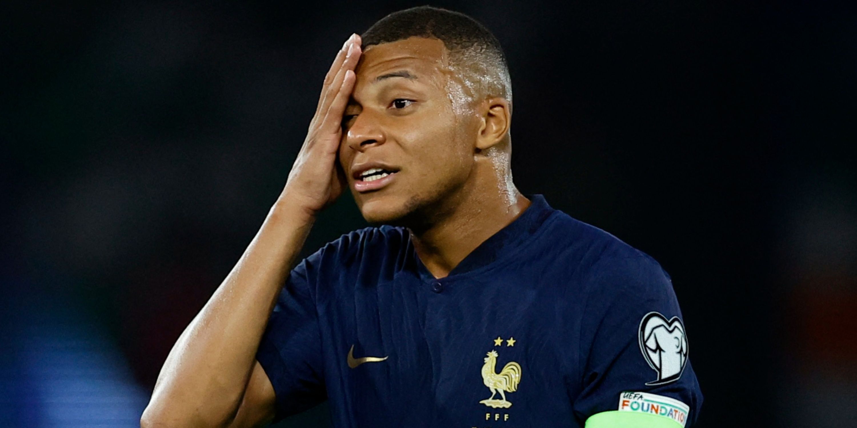 Video of Kylian Mbappe 'trying to understand rugby' during France vs ...