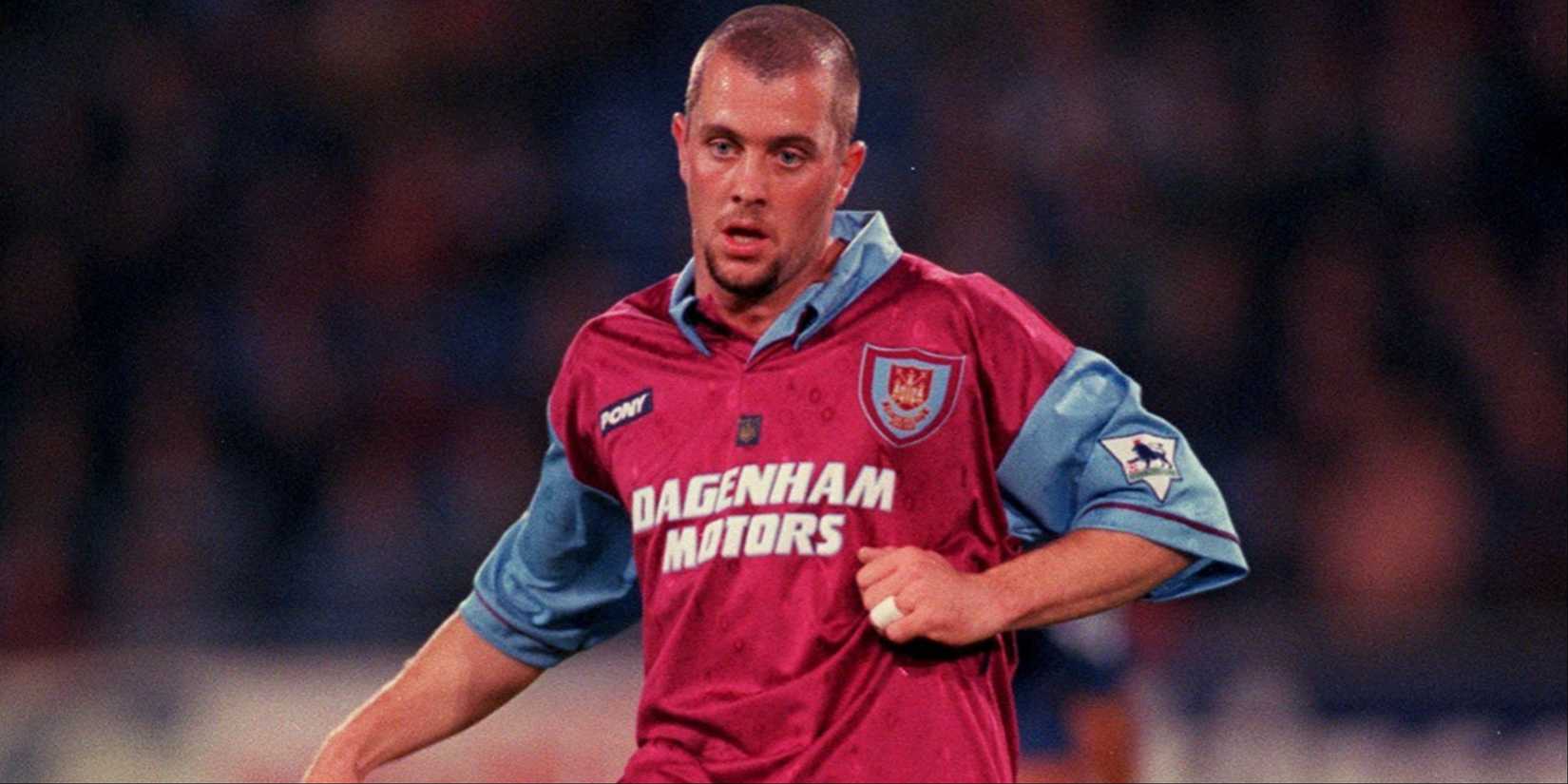 10 Hardest Footballers of the 1990s [Ranked]