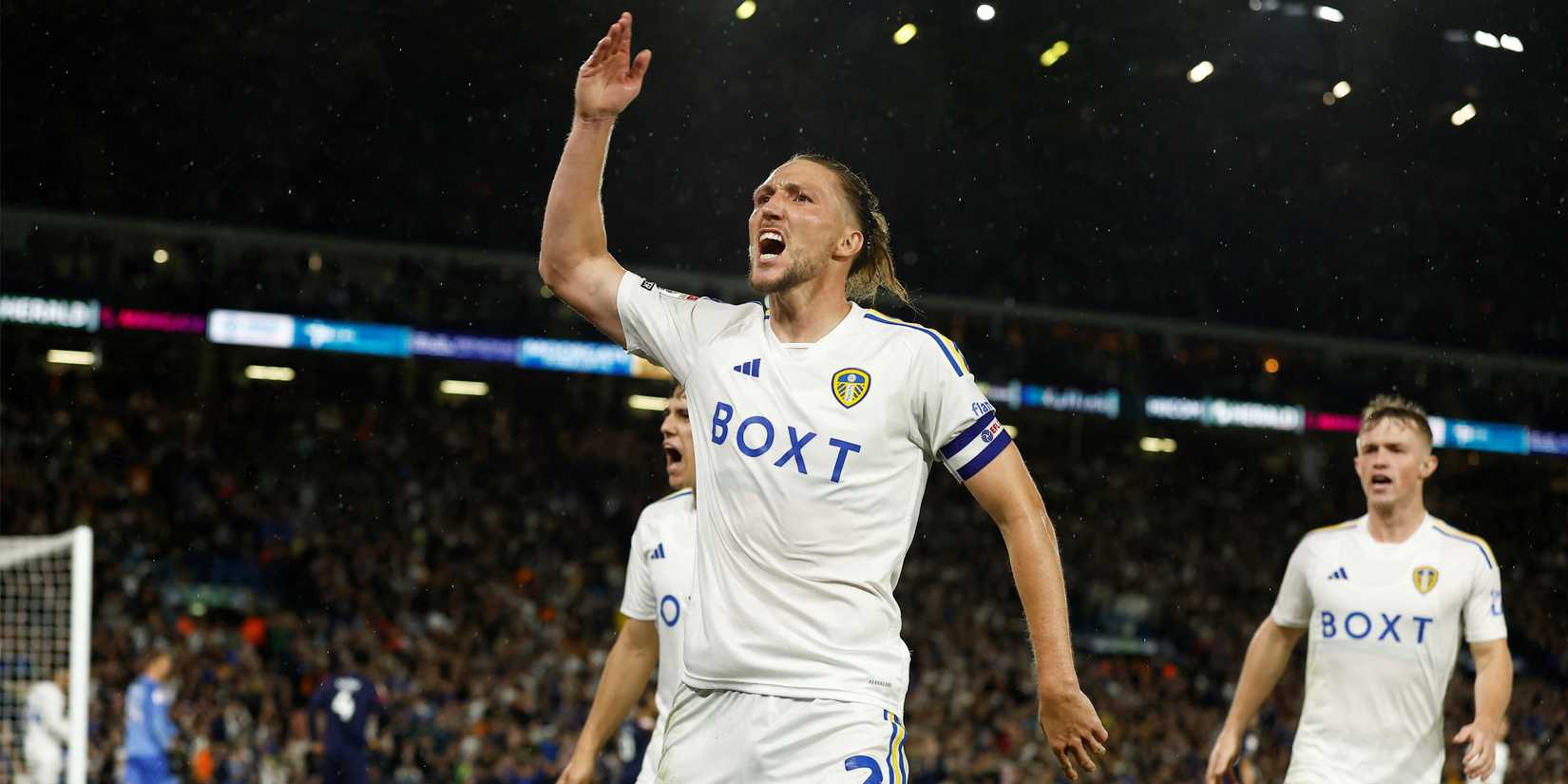 15 Greatest English Players in Leeds United History (Ranked)
