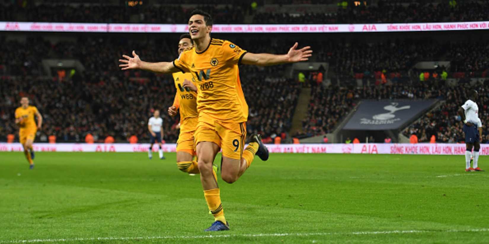 10 Greatest Wolves Players in Football History [Ranked]